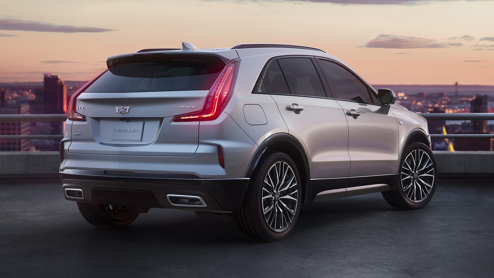 2025 Cadillac XT4 Review: The inbetweener of luxury compact SUVs - Autoblog