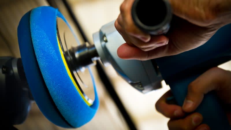 How to buff out scratches on a car - Autoblog