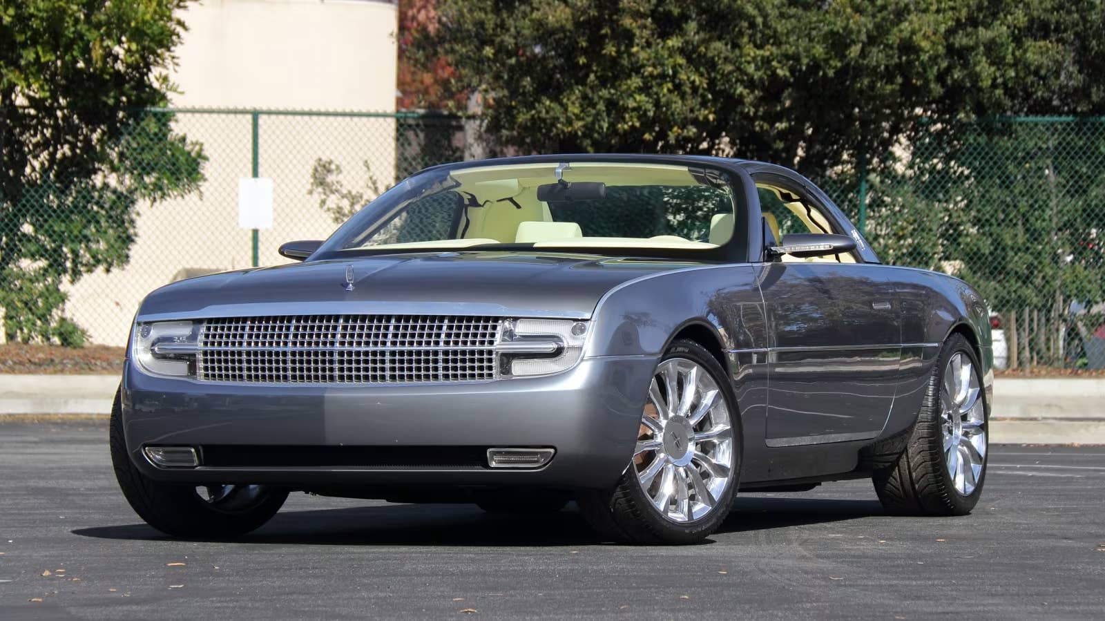 2004 Lincoln Mark X concept car goes to auction - Autoblog