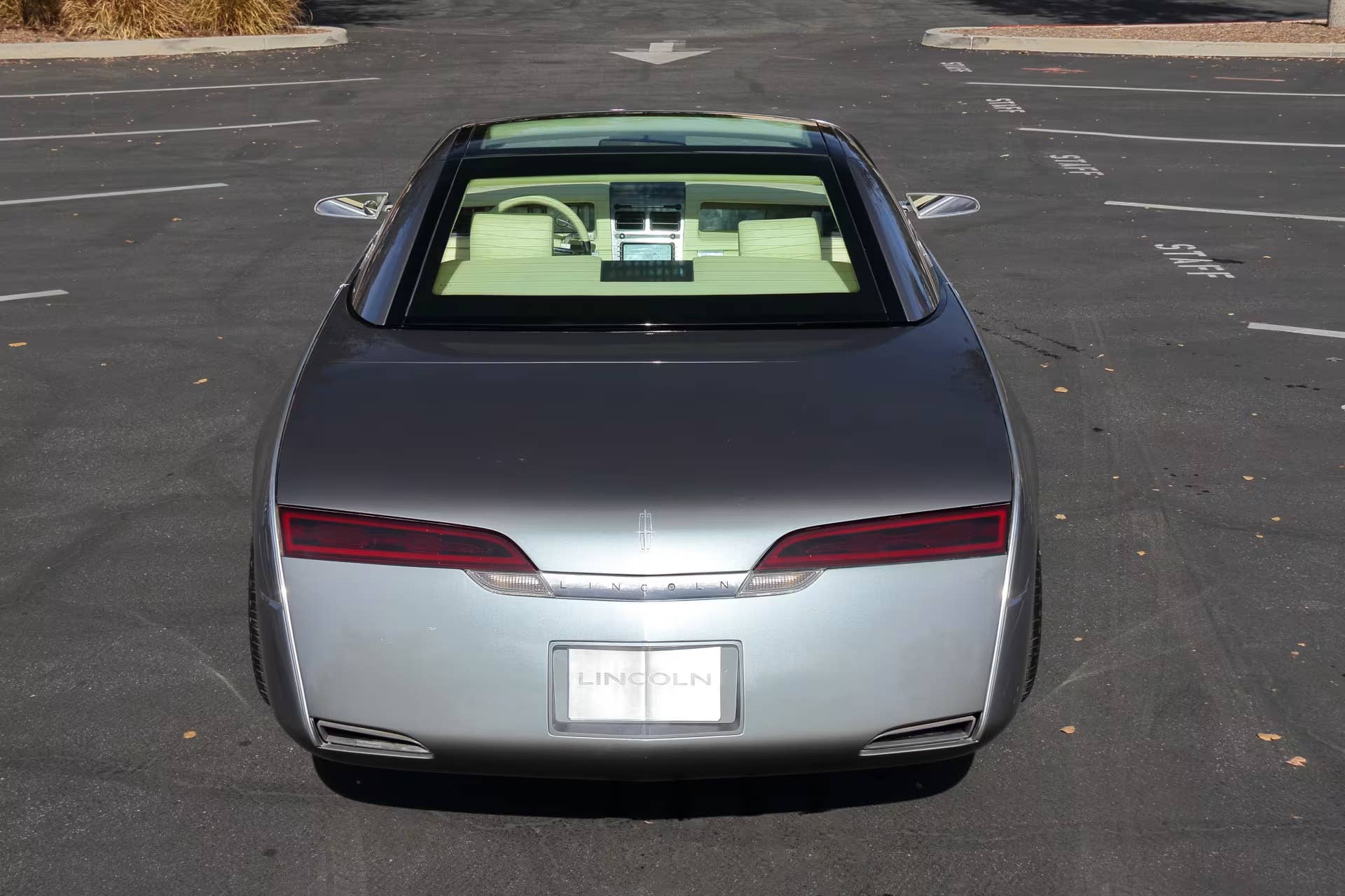 2004 Lincoln Mark X concept car goes to auction - Autoblog