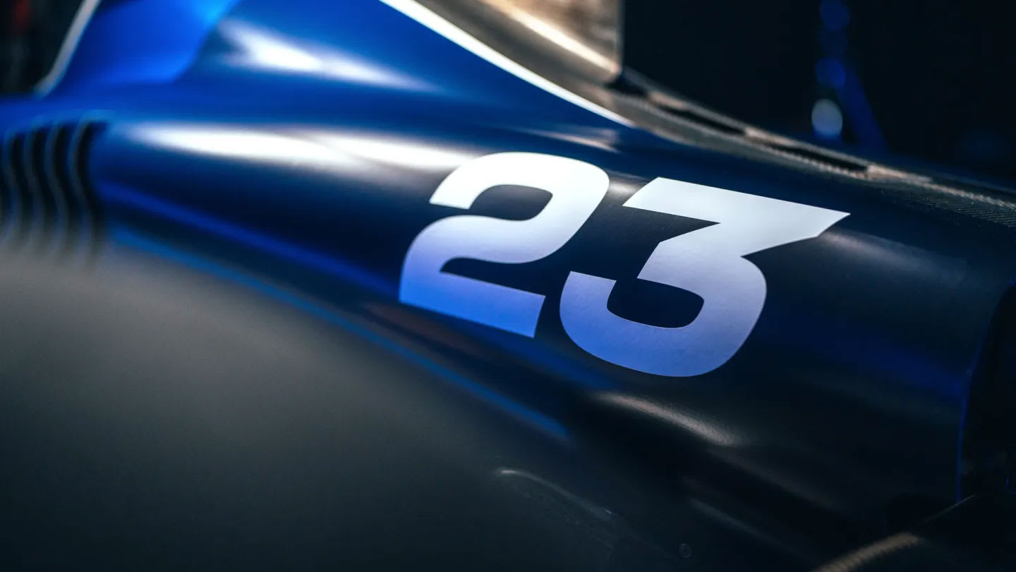 Williams F1 debuts FW46 livery that looks to the past and future - Autoblog