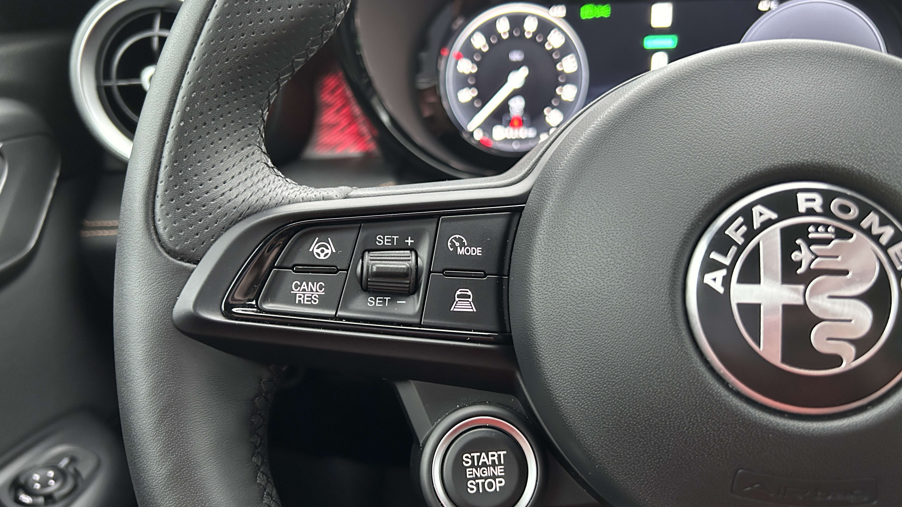 2024 Alfa Romeo Tonale Review: A fun compact SUV with a green spin ...