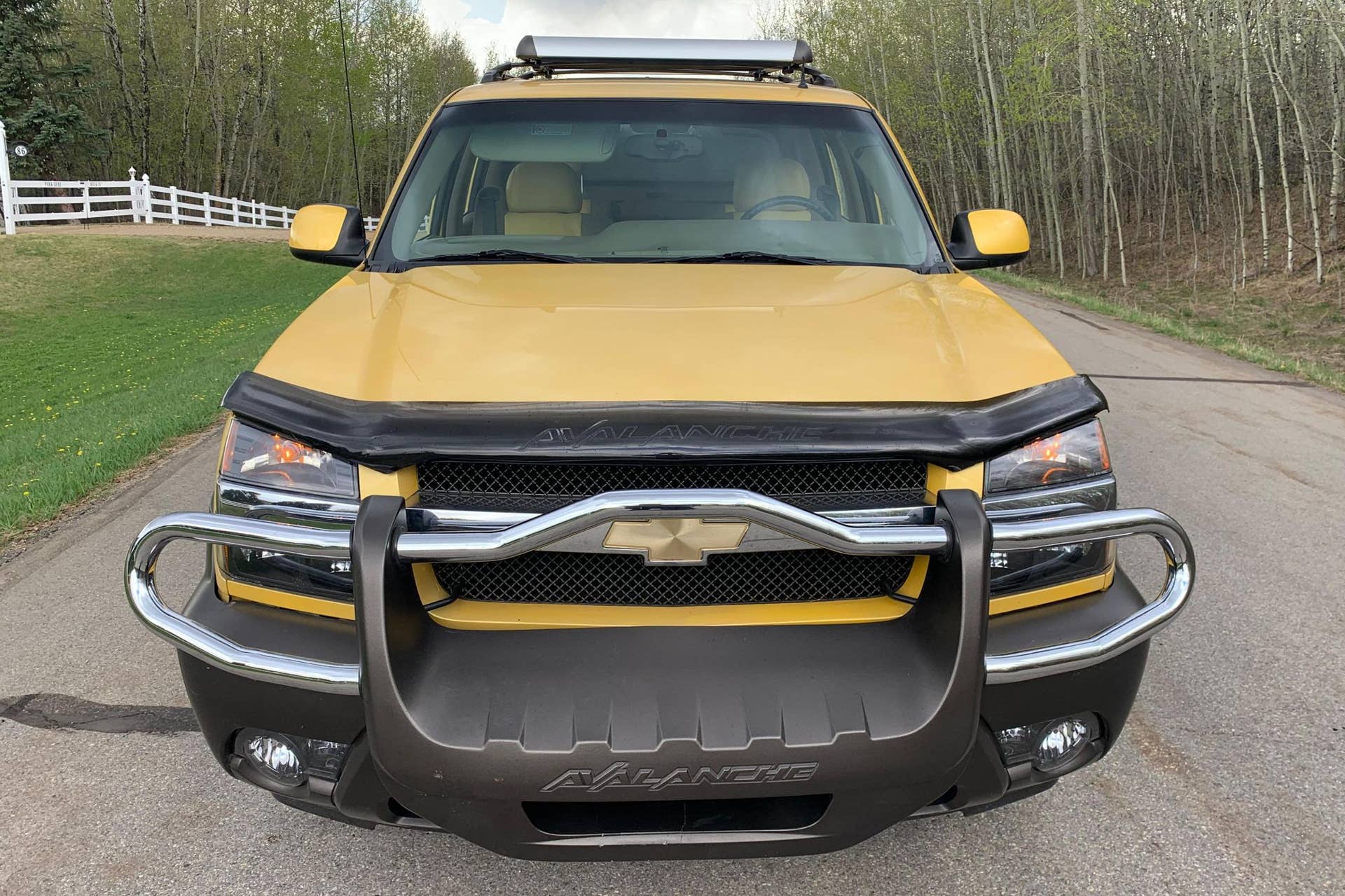 2002 Chevrolet Avalanche Base Camp concept pops up on Cars & Bids ...