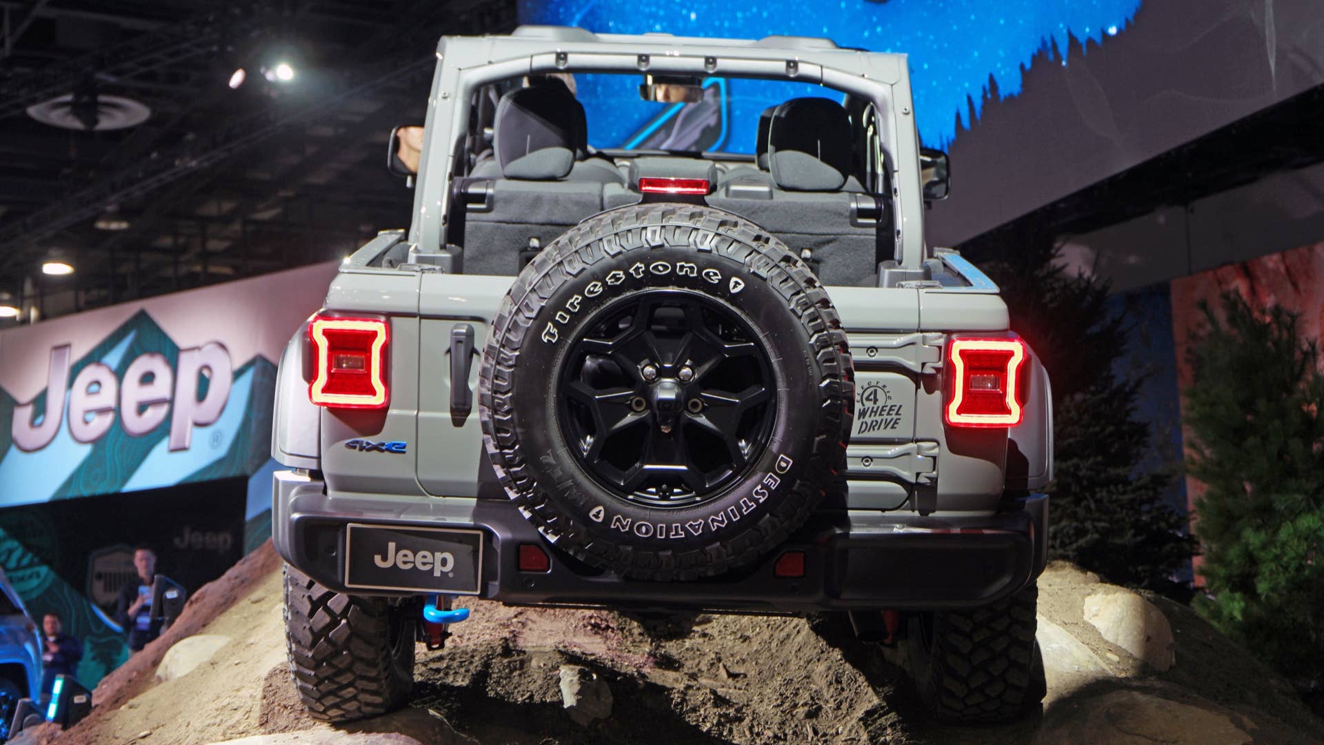 Stellantis recalling Jeep Wrangler 4xe PHEV over fire risk - Autoblog
