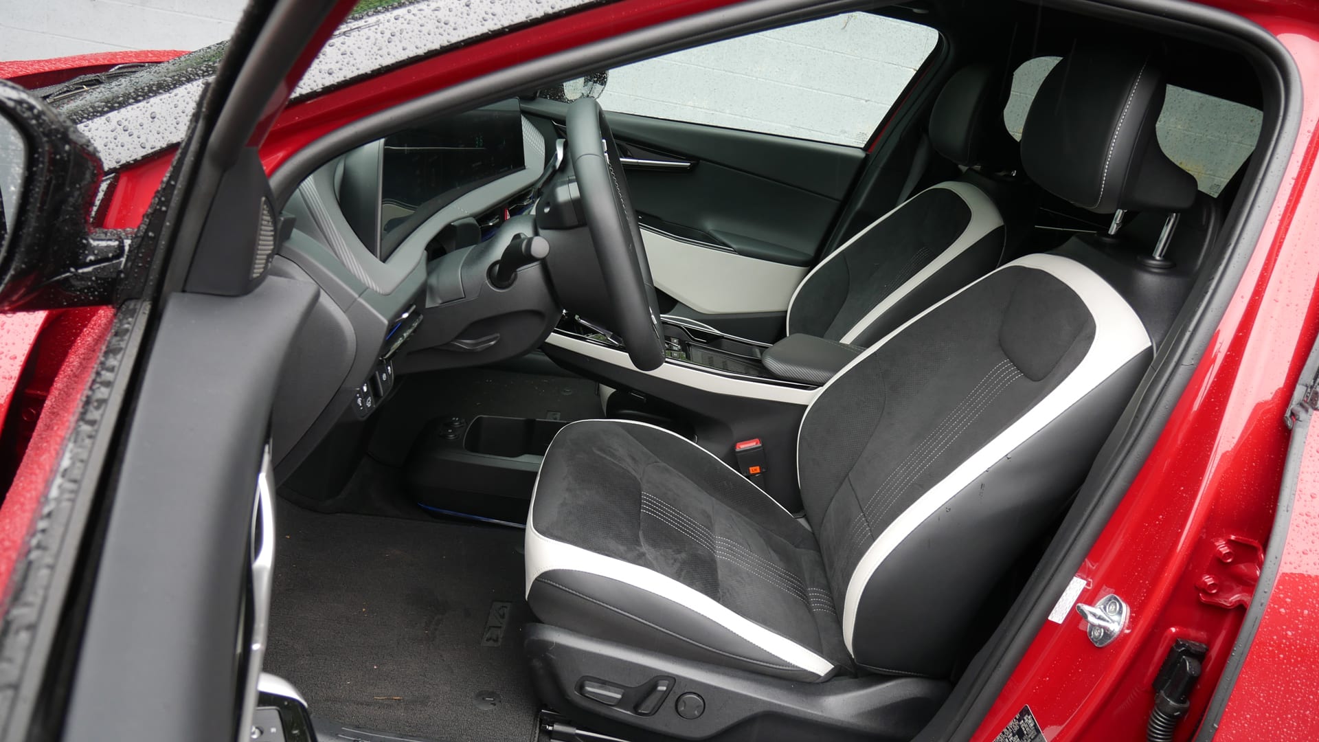 2023 Kia EV6 Review: Just as practical as it's cool (and it's really ...