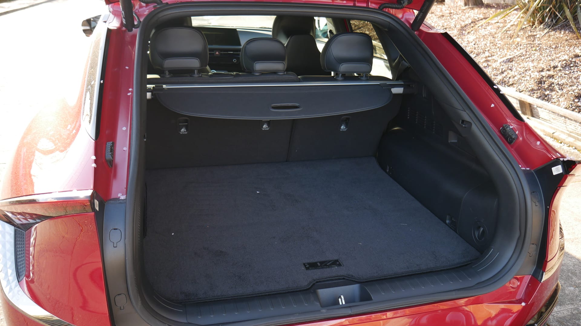 2023 Kia EV6 Review: Just as practical as it's cool (and it's really ...