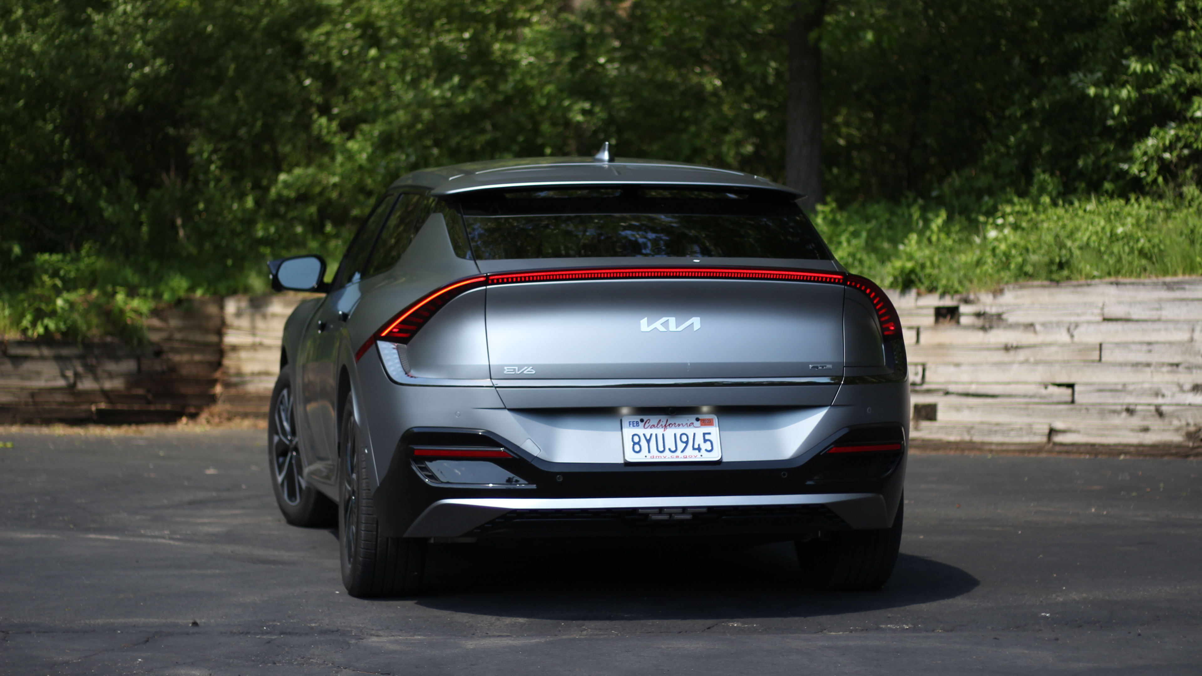2022 Kia EV6 GT-Line RWD Road Test: When rear-drive isn't the fun ...
