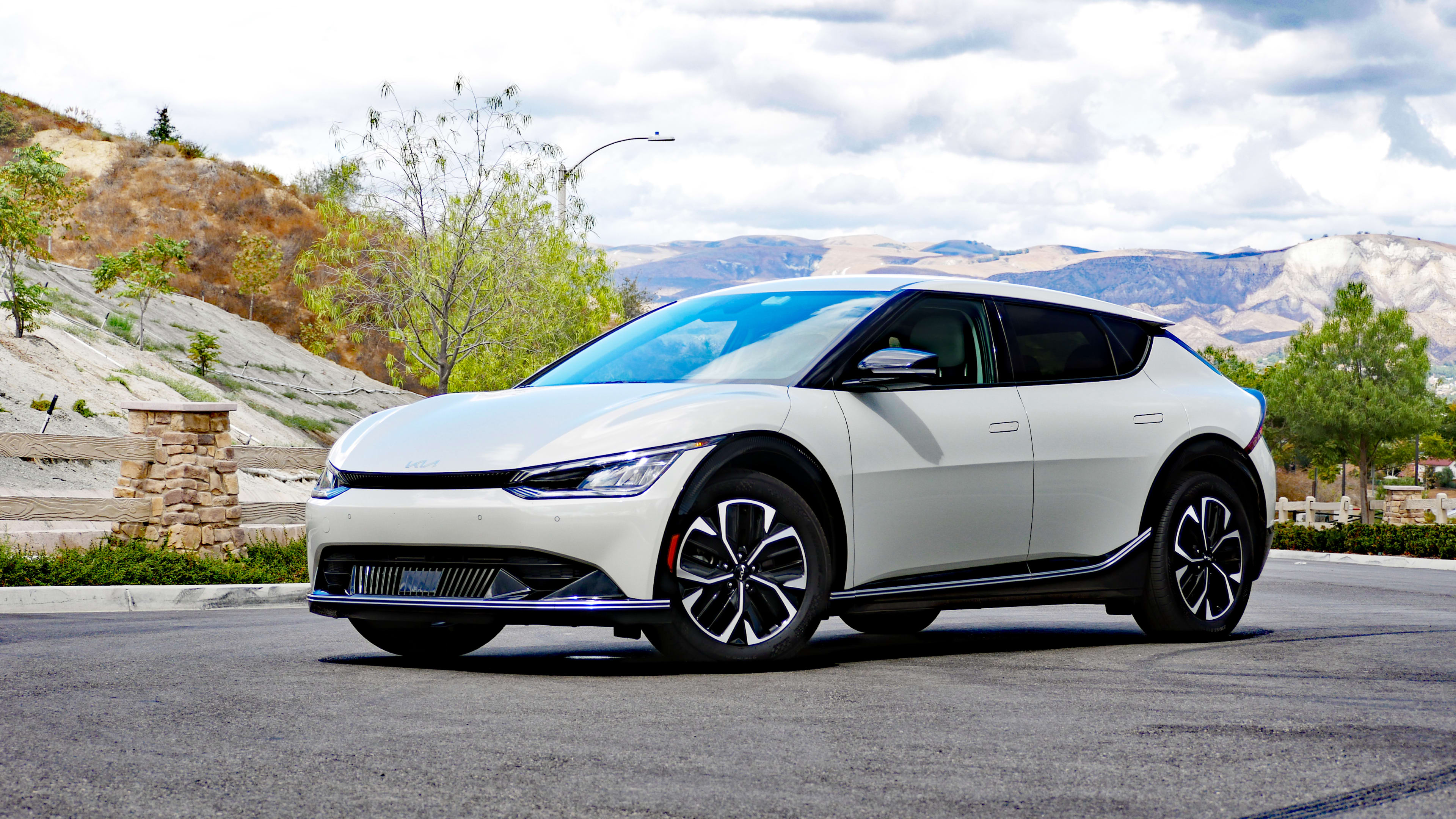 2024 Kia EV6 Review: Still cool, and still one of the best EVs - Autoblog