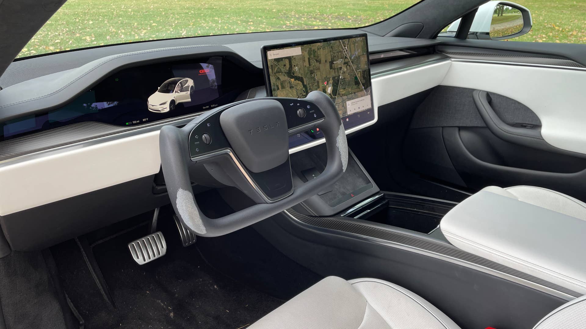 Here's what a rental Tesla Model S interior looks like after 19,000 ...