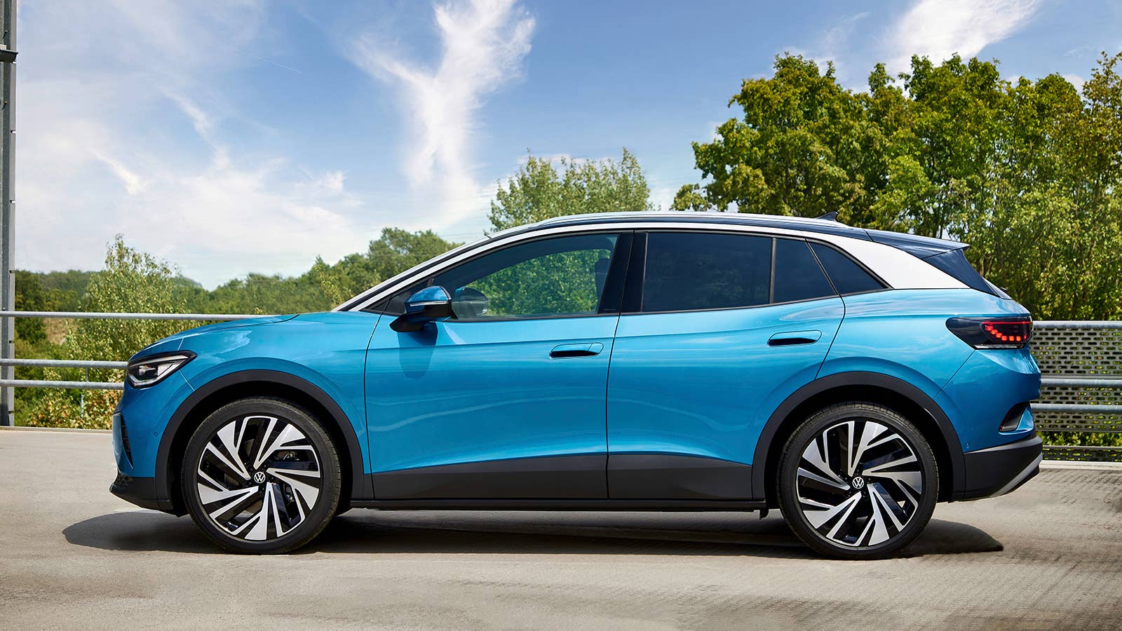 2023 and 2024 Volkswagen ID.4 recalled over flammable fabrics - Autoblog