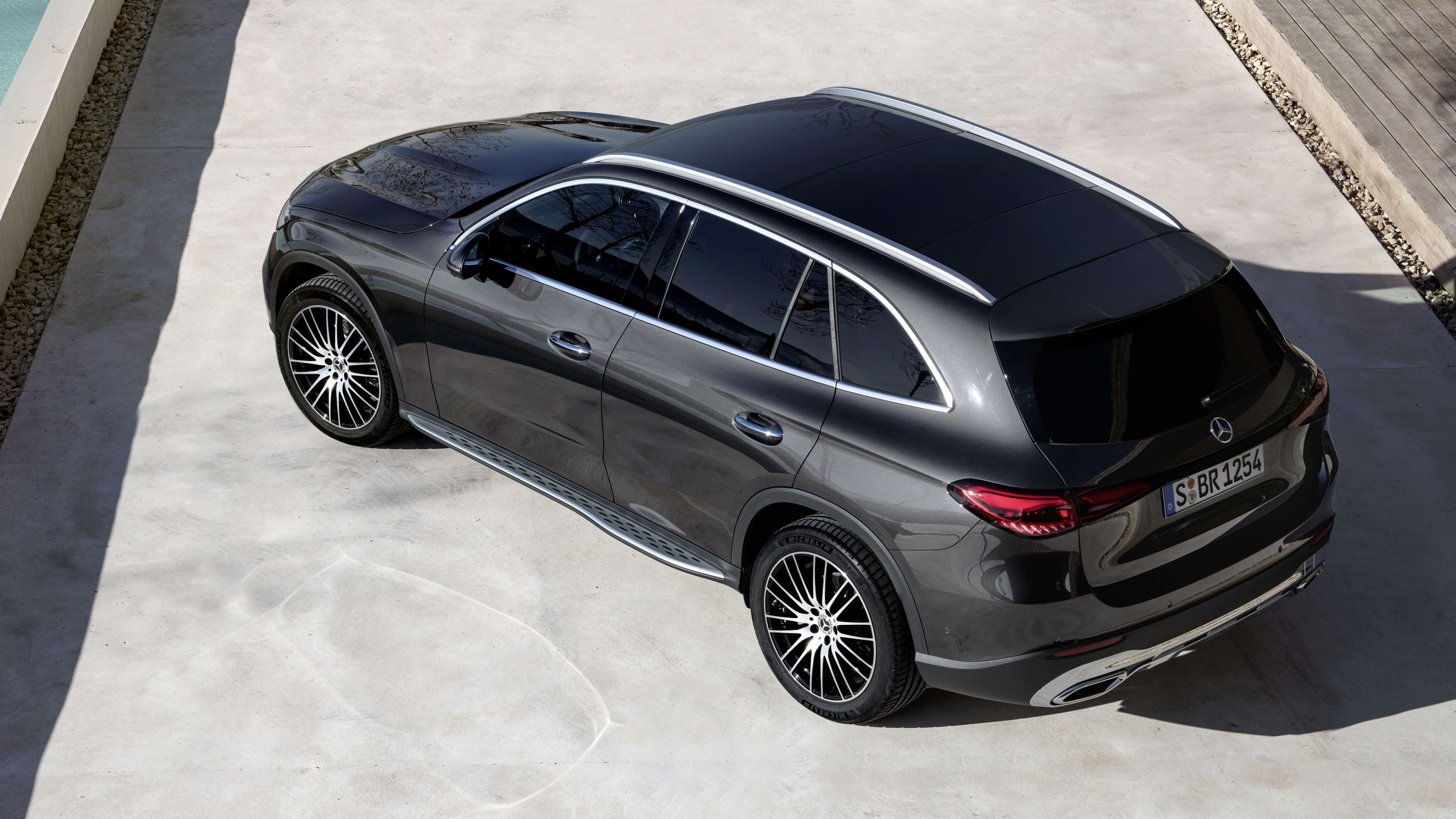 2023 Mercedes-Benz GLC-Class revealed as an evolutionary step forward ...
