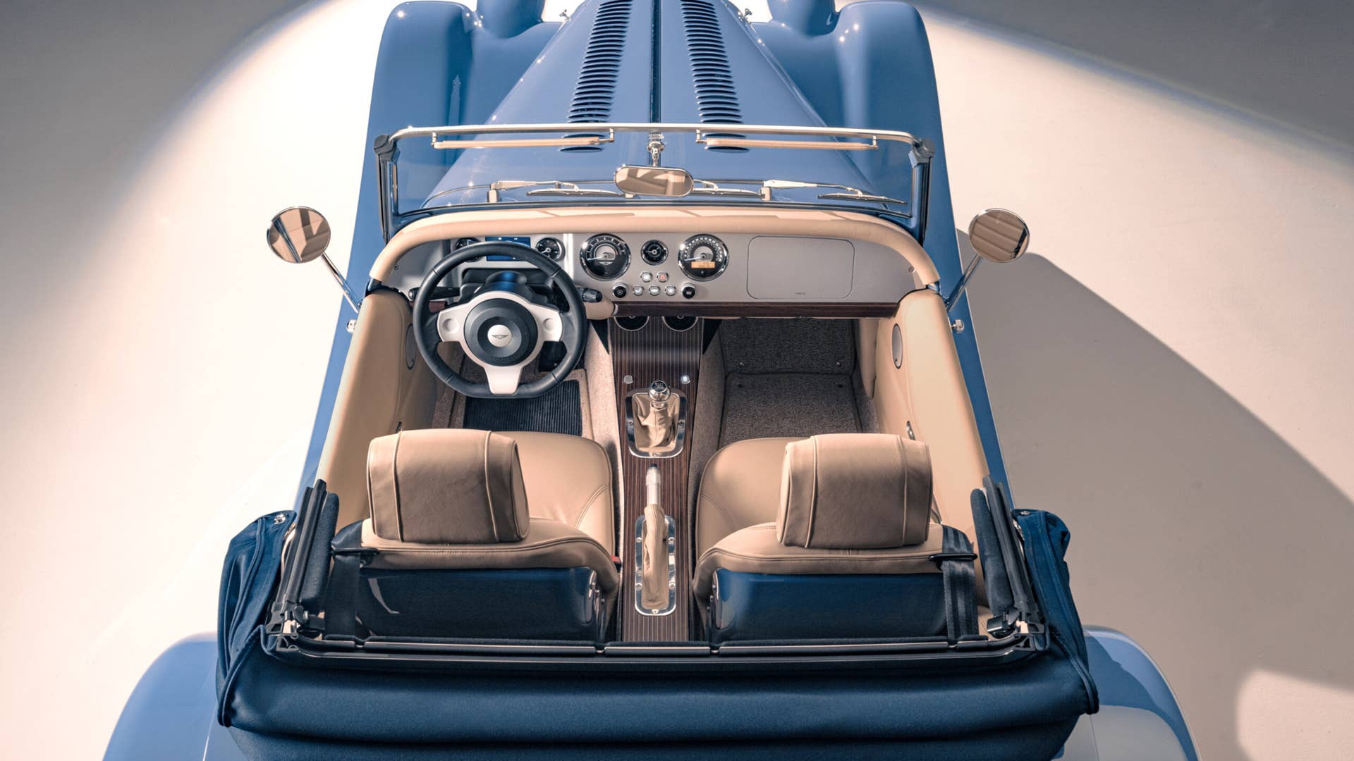 New but old: 2024 Morgan Plus Four's wooden frame merges with modernity ...