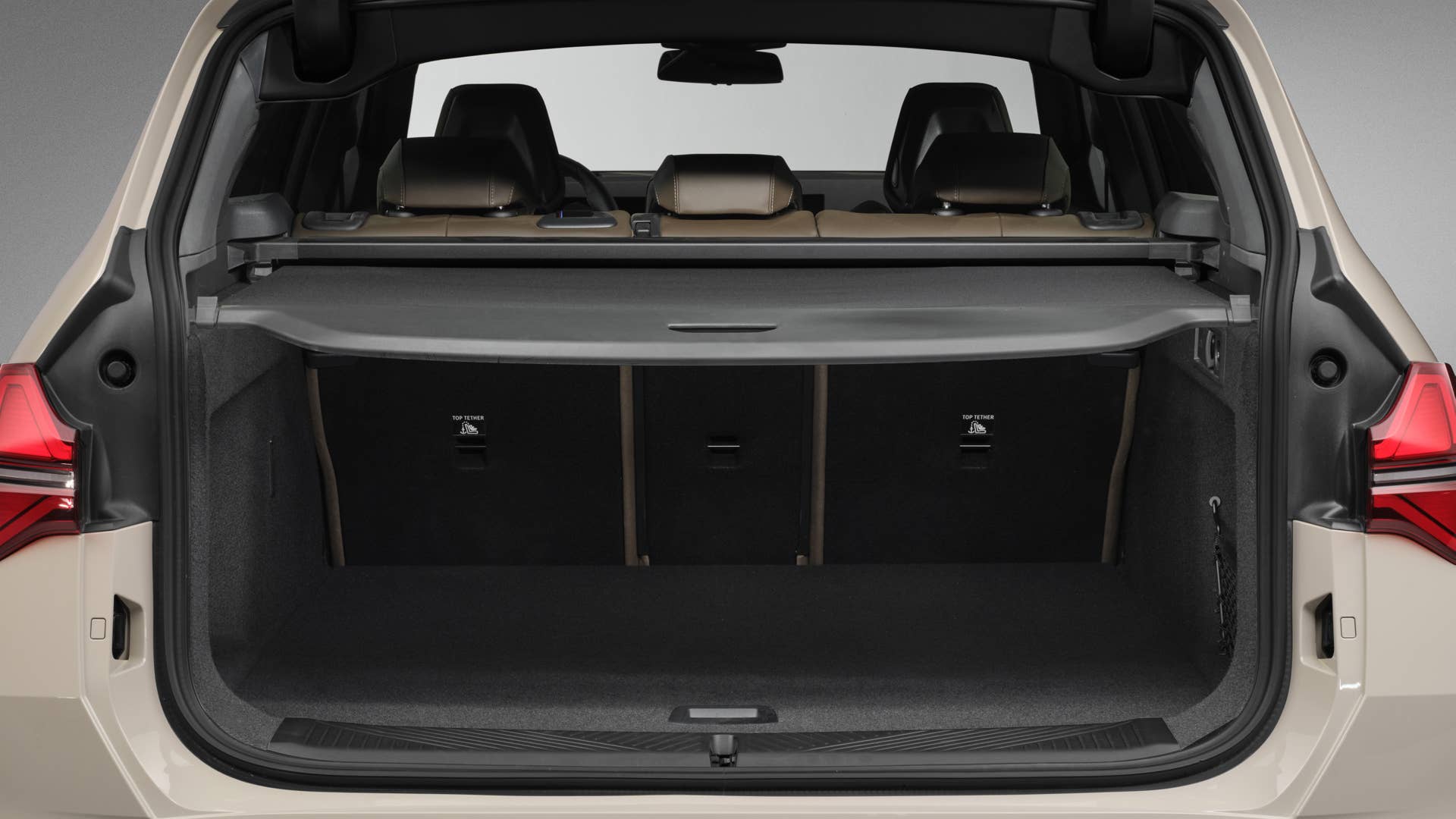 2025 BMW X3 debuts bold new design, even bolder interior for next ...