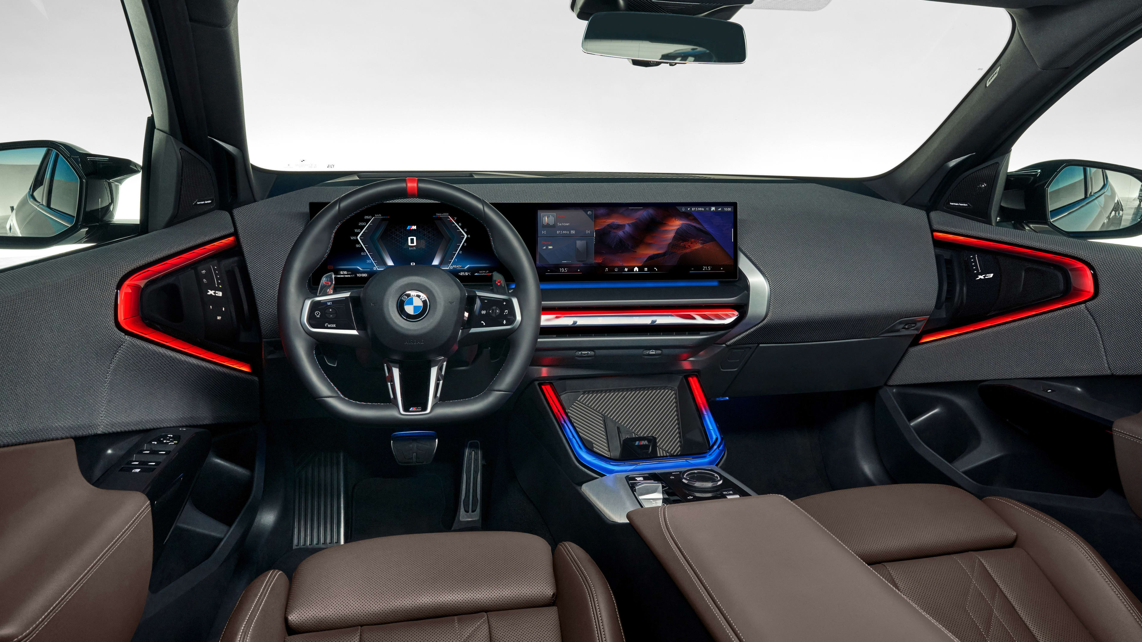 2025 BMW X3 debuts bold new design, even bolder interior for next ...