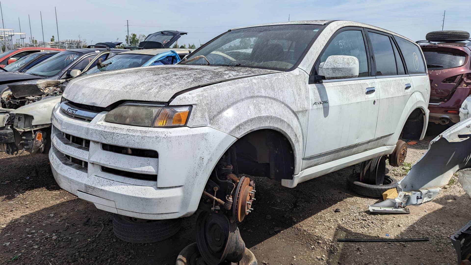 Junkyard Gem: 2004 Isuzu Axiom - Autoblog