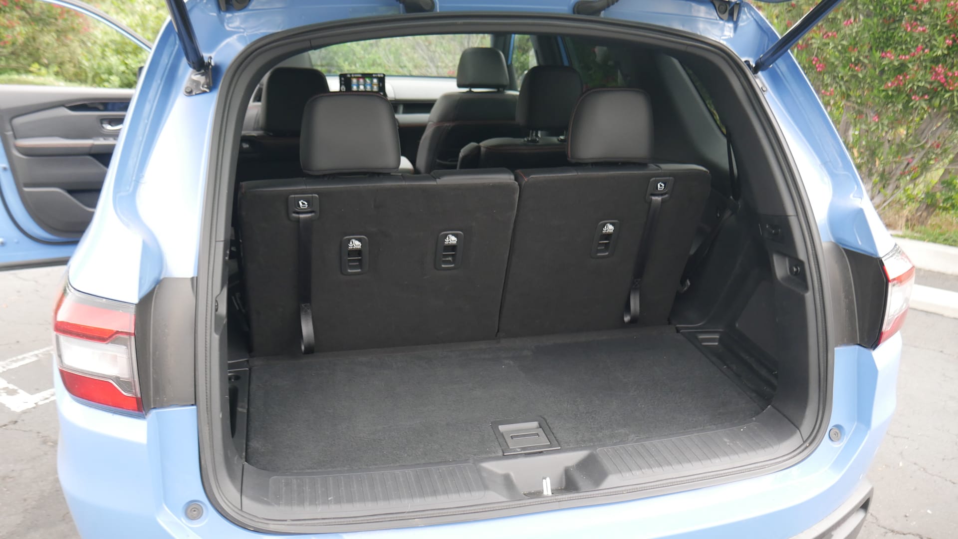 Honda Pilot vs Nissan Pathfinder: 2024 Comparison - Autoblog