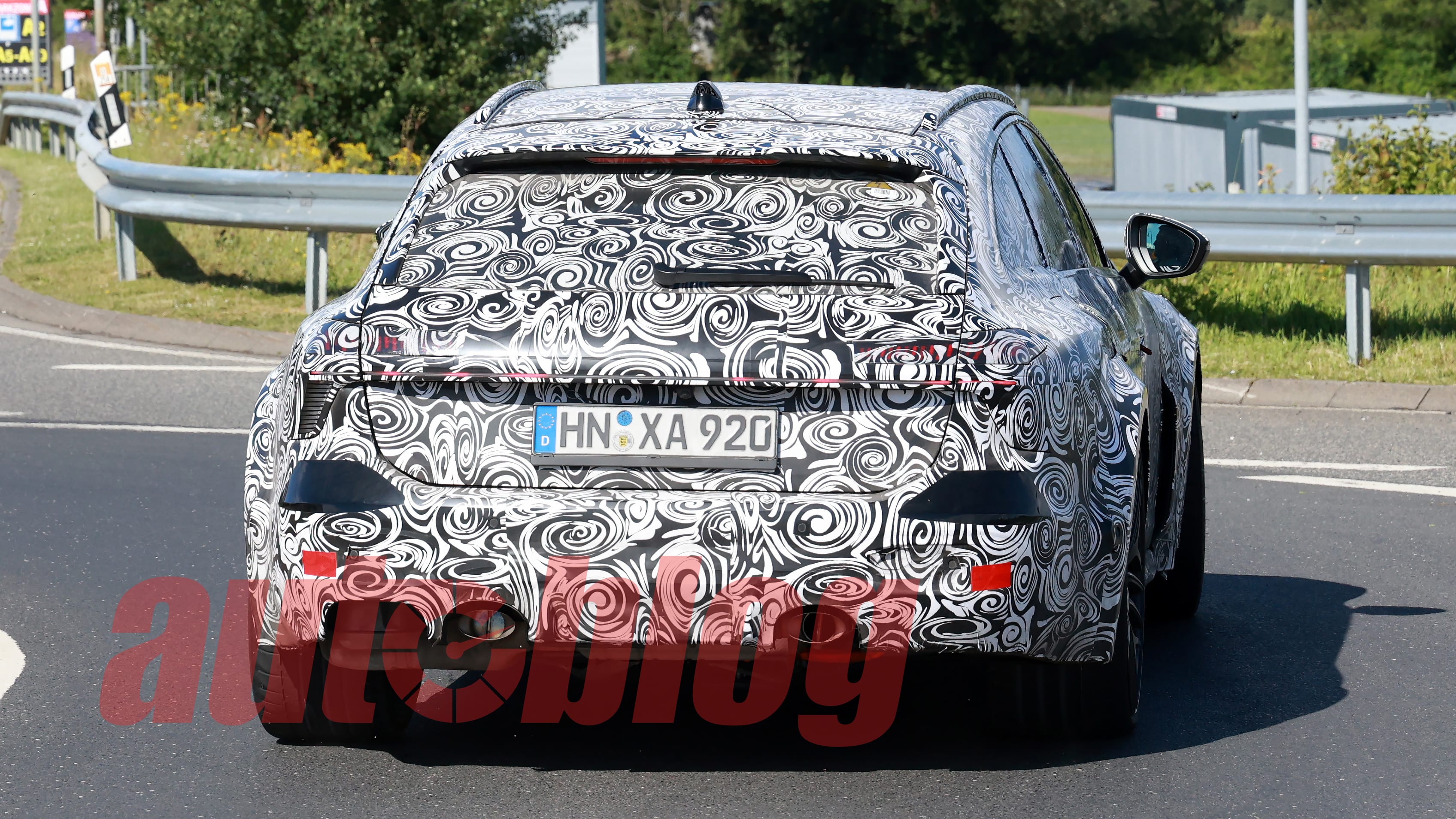 Next-gen Audi RS 7 Avant caught testing in new spy photos - Autoblog