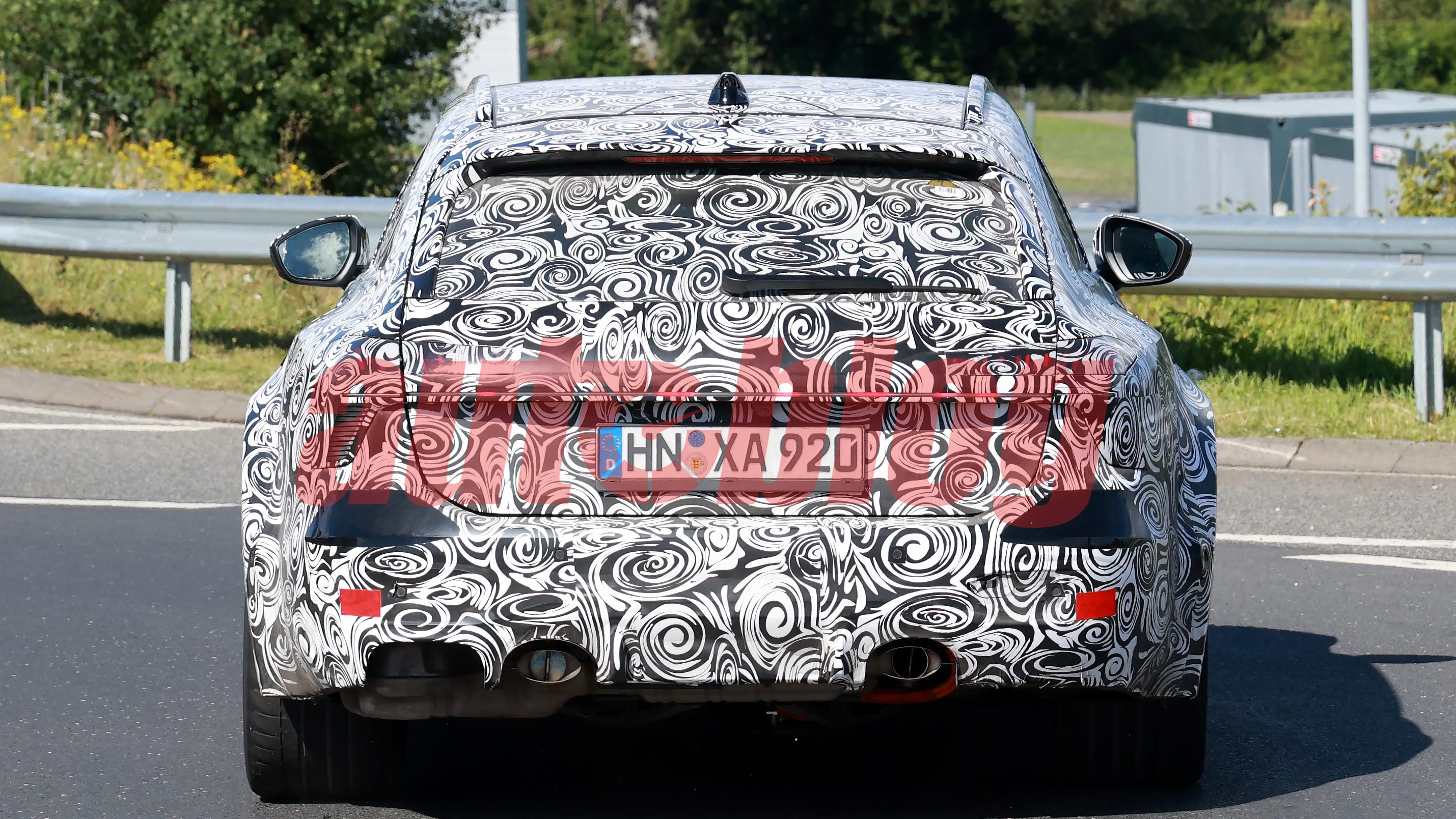 Next-gen Audi RS 7 Avant caught testing in new spy photos - Autoblog