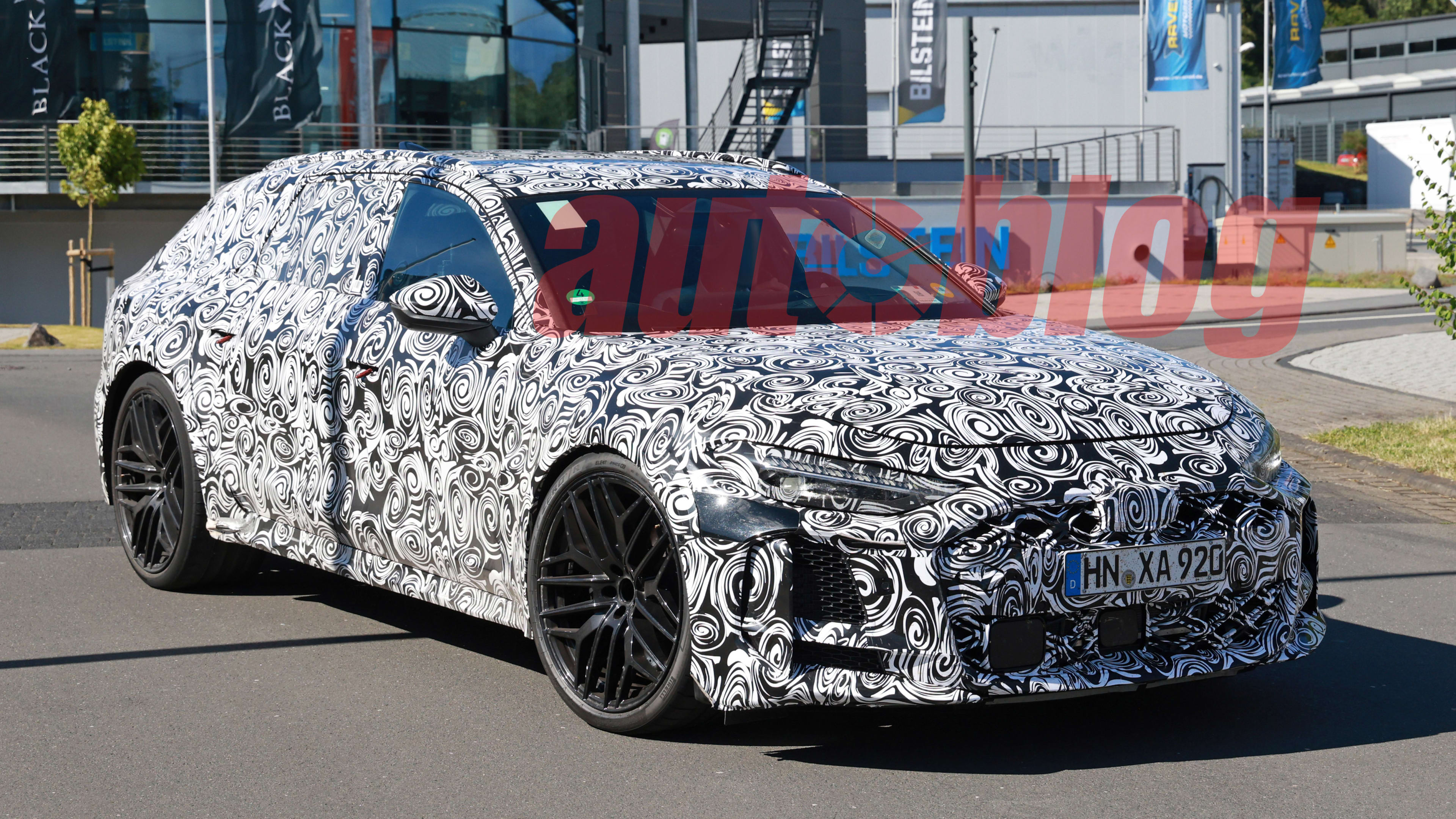 Next-gen Audi RS 7 Avant caught testing in new spy photos - Autoblog