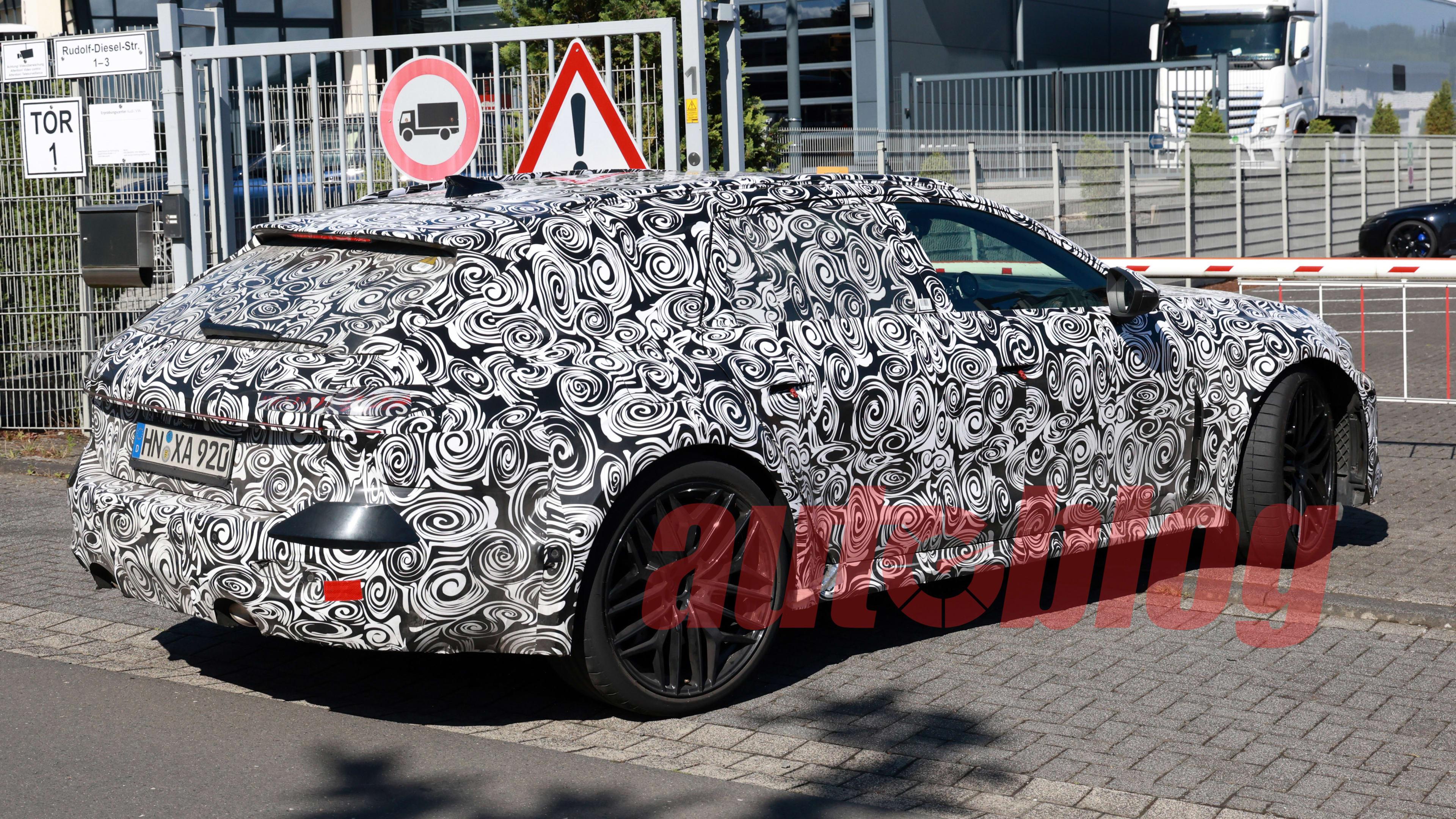 Next-gen Audi RS 7 Avant caught testing in new spy photos - Autoblog
