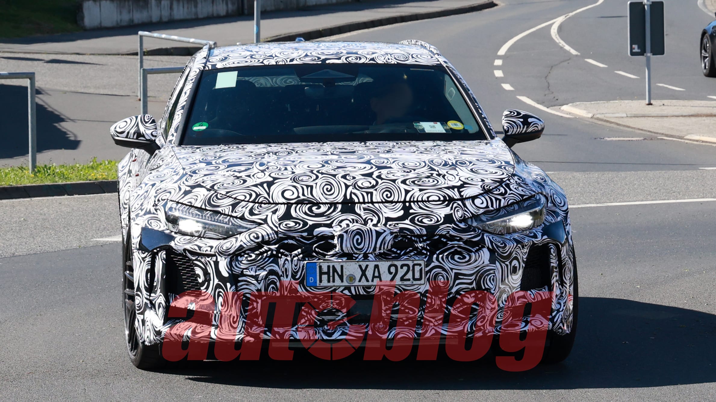 Next-gen Audi RS 7 Avant caught testing in new spy photos - Autoblog
