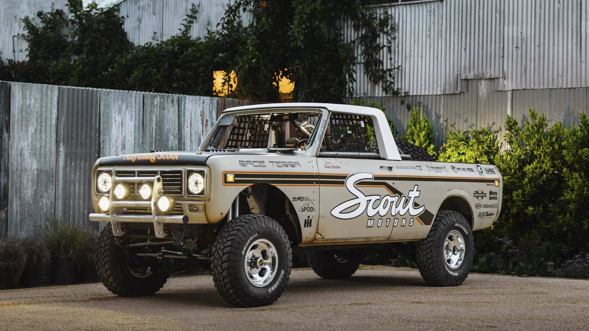 Vintage Scout returns to Baja after 41 years with factory support