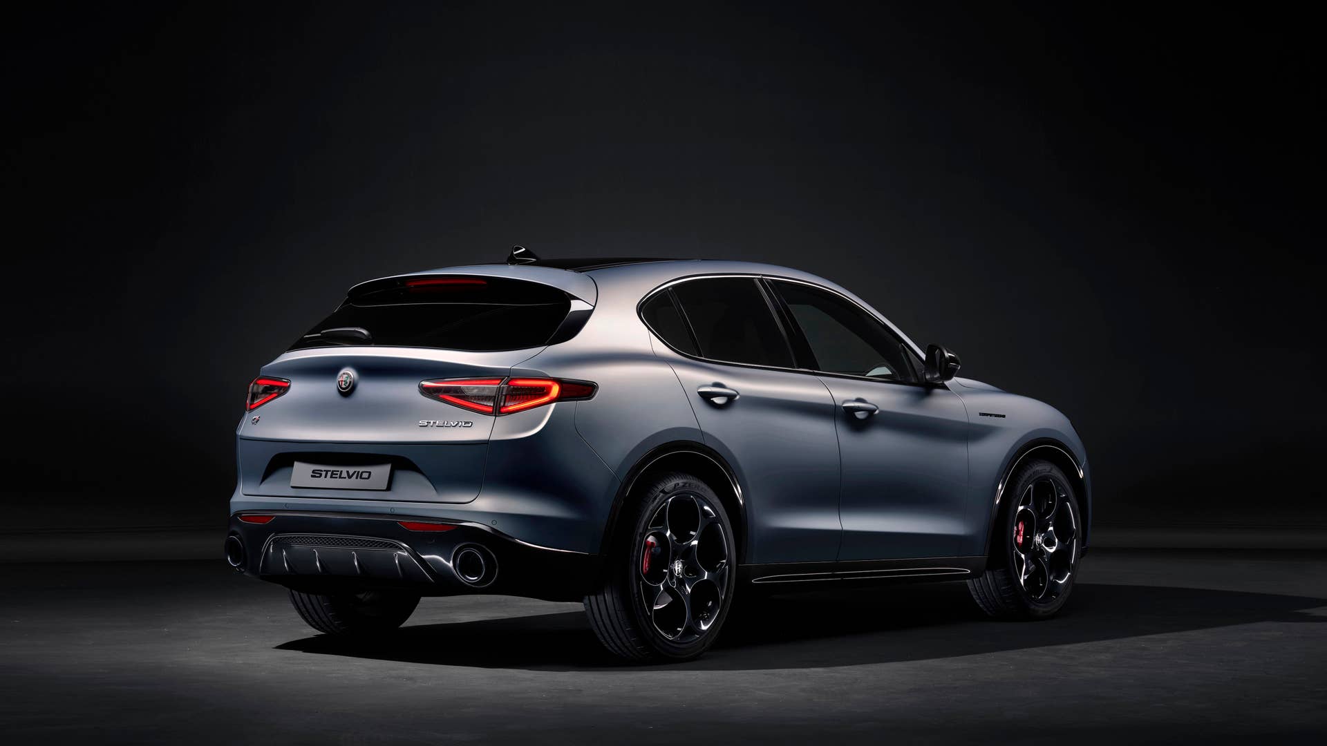 Alfa Romeo flagship EV due in 2027 with 18-minute recharge time - Autoblog