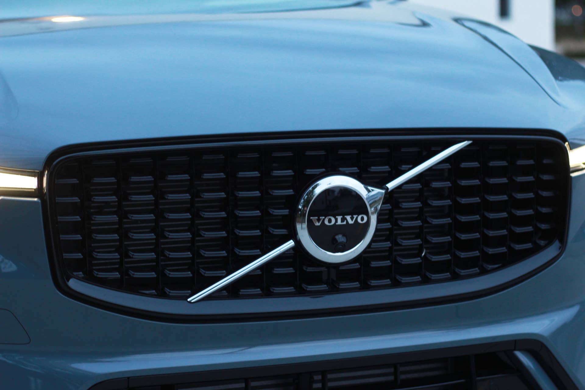 2023 Volvo XC60 Review: Get the Recharge plug-in hybrid - Autoblog