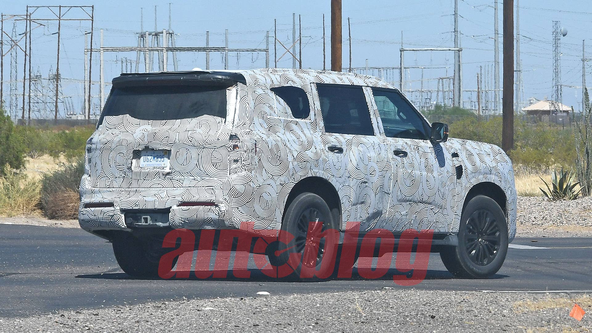 Next-gen Nissan Armada caught in spy photos testing in Arizona - Autoblog