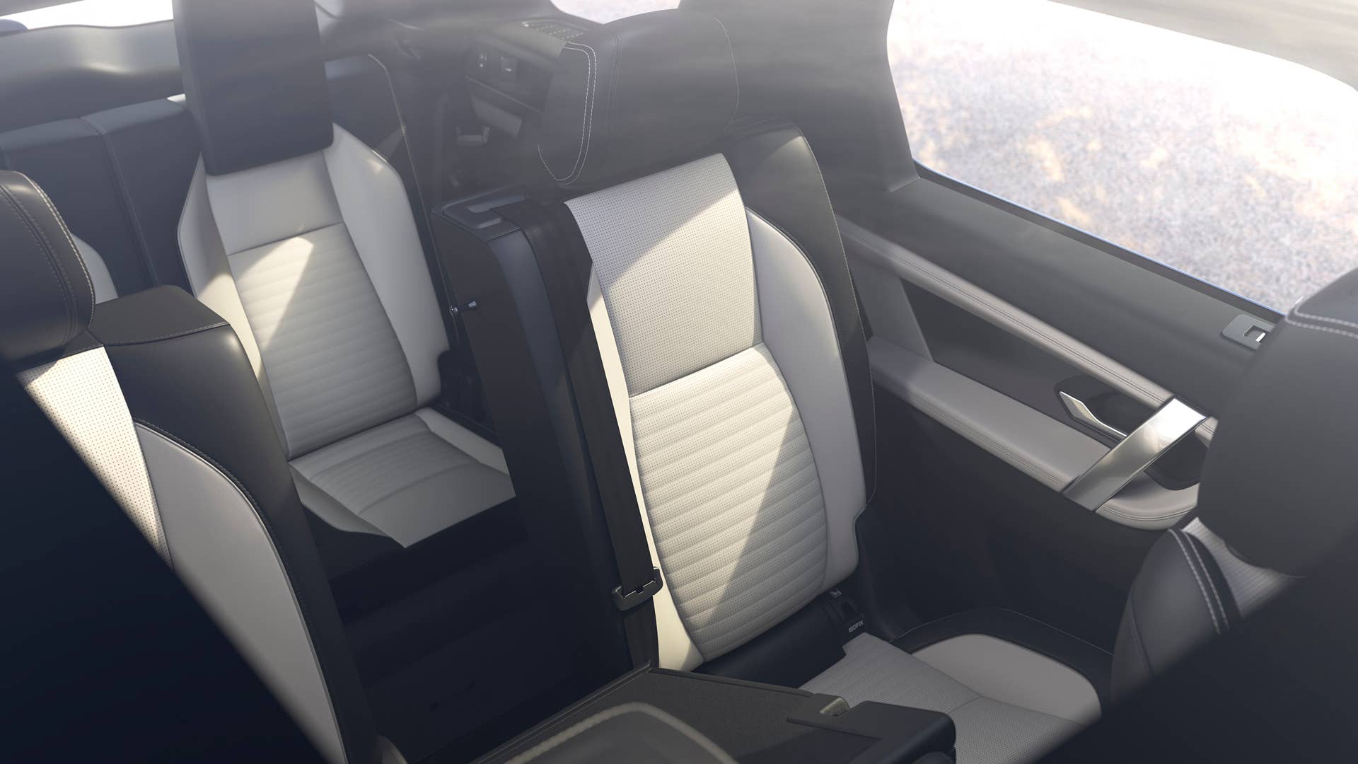 2024 Land Rover Discovery Sport gets new interior, updated infotainment ...