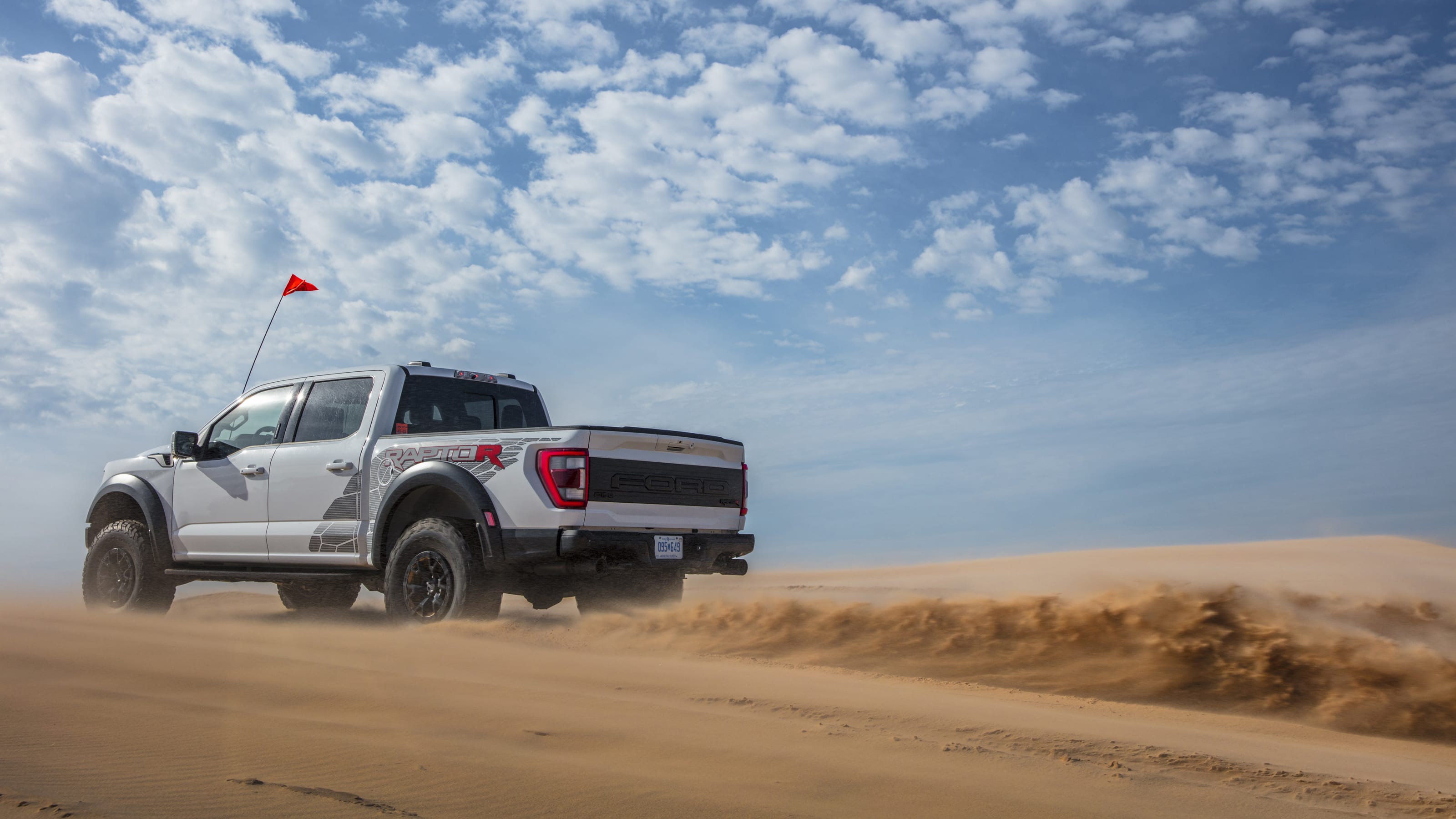 2023 Ford F-150 Raptor R First Drive Review: The 'Big Raptor' gets the ...