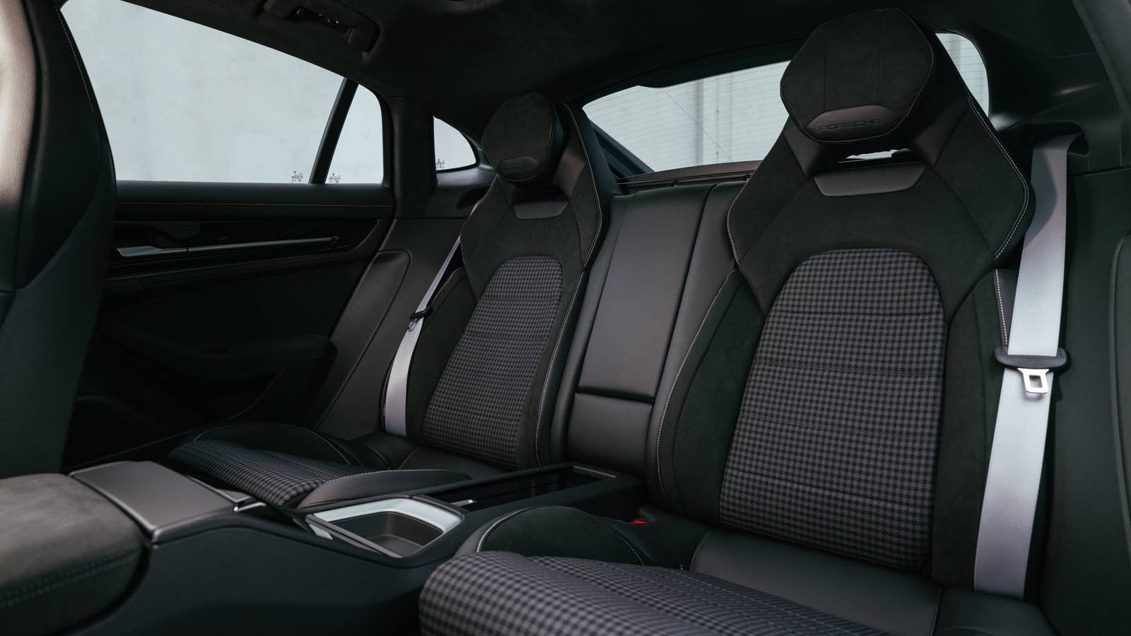 2025 Porsche Panamera E-Hybrid First Drive Review: Part electric, part ...
