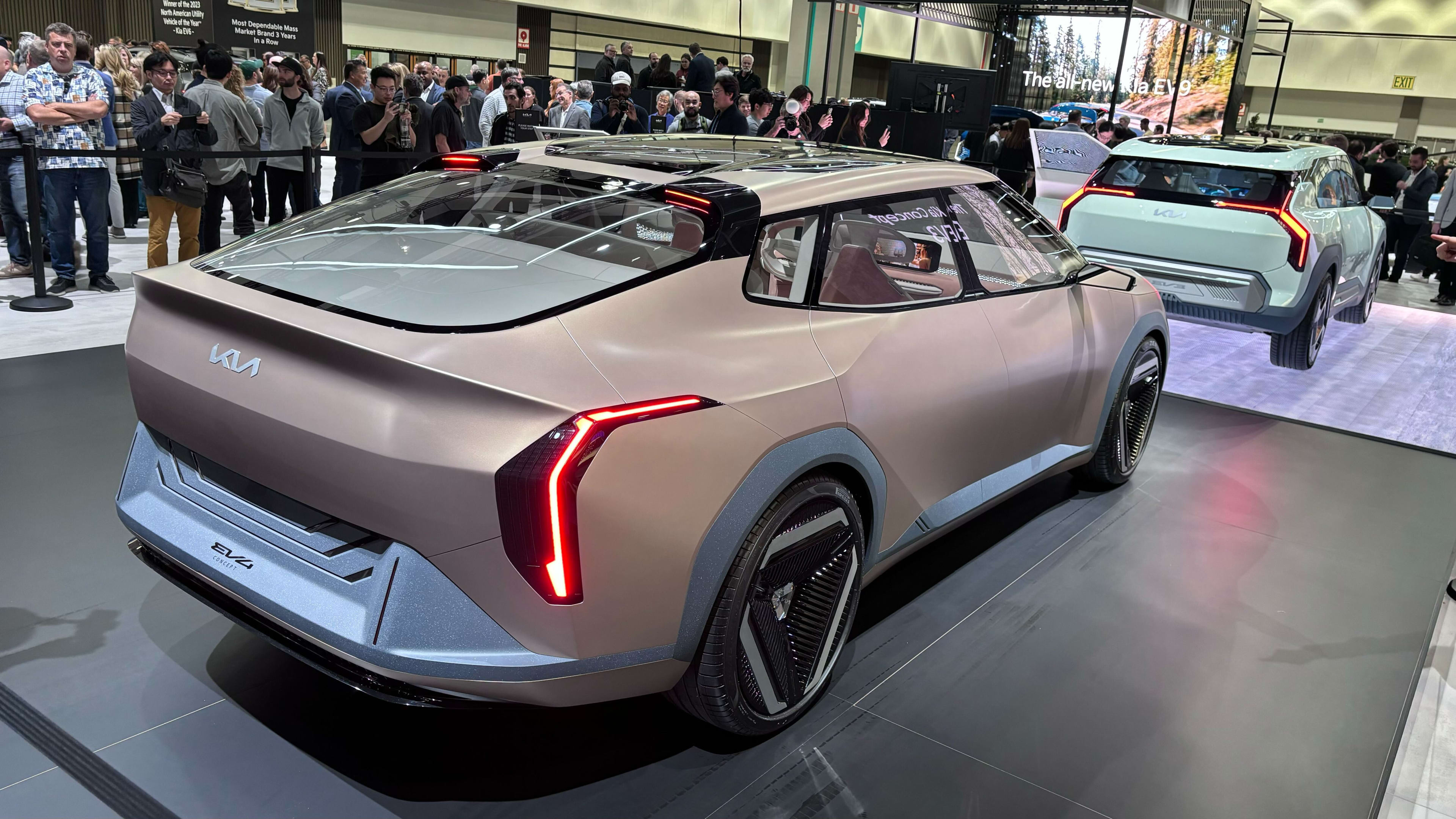 Kia EV3, EV4 concepts land in U.S. previewing future entry-level electrics - Autoblog