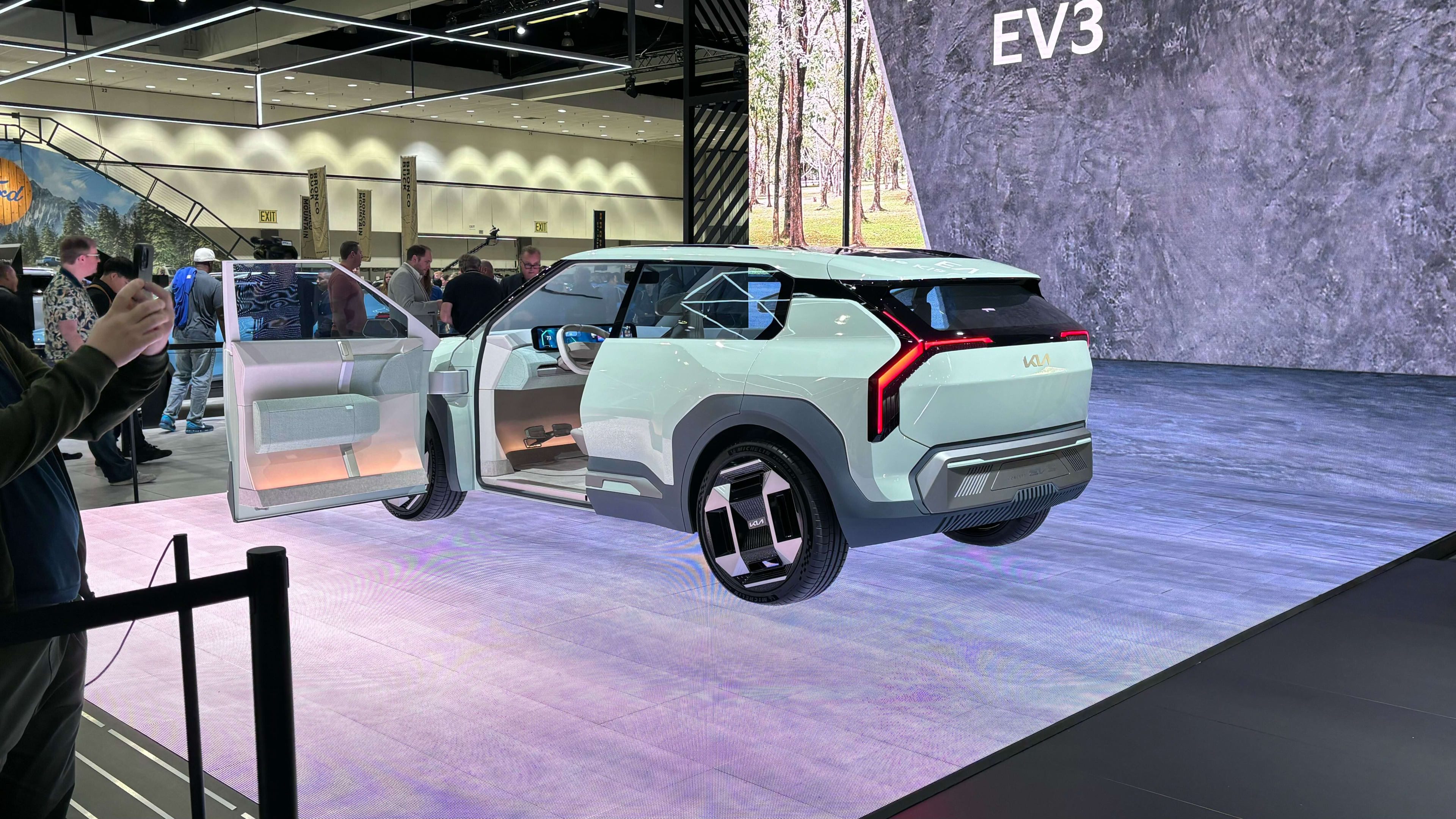 Kia EV3, EV4 concepts land in U.S. previewing future entry-level electrics - Autoblog
