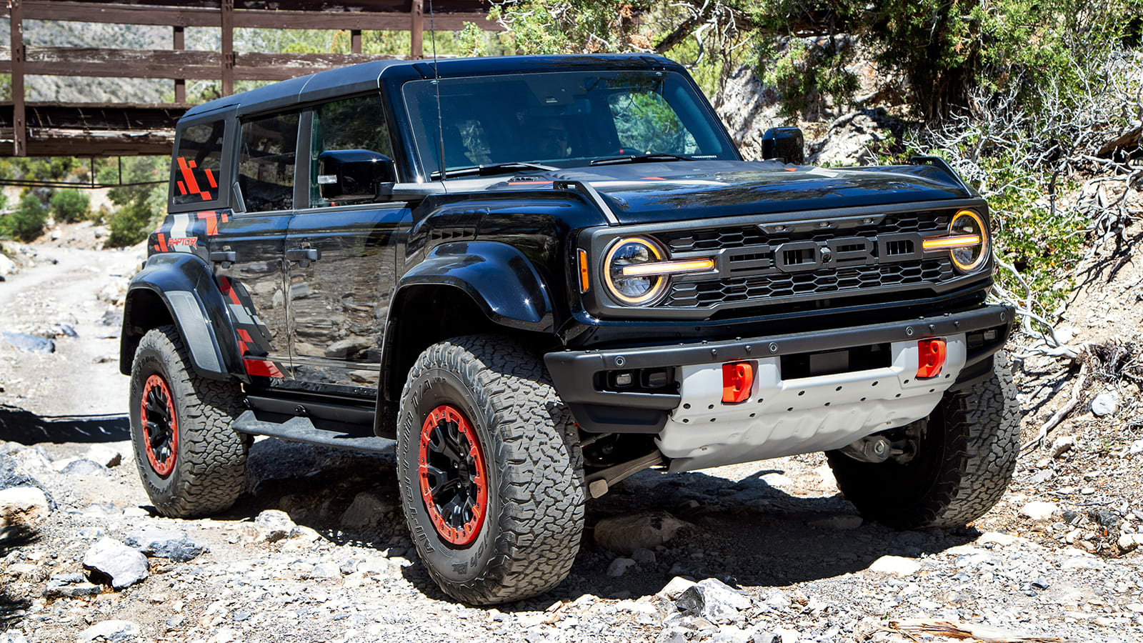 2024 Ford Bronco prices go up another $500 with manual transmission ...