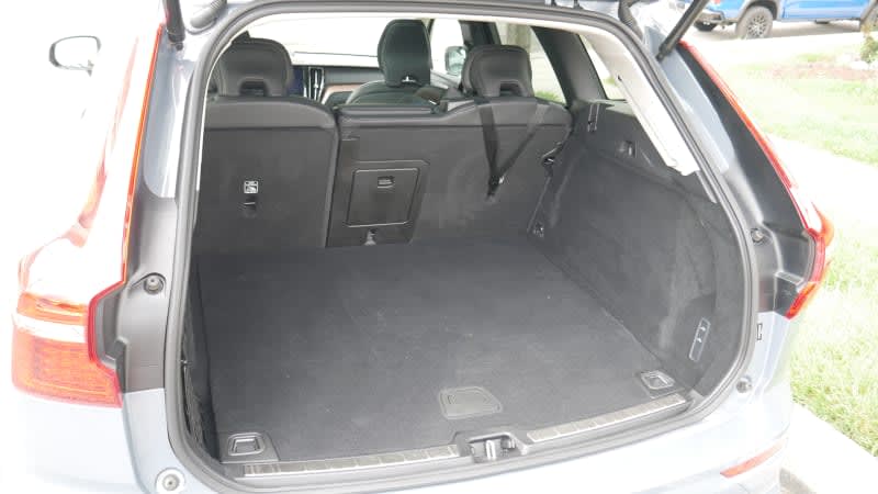 Volvo XC60 Recharge Luggage Test: How much cargo space? - Autoblog