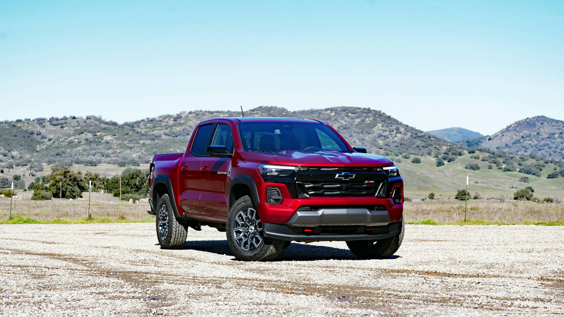 Ford Ranger vs Chevy Colorado: 2024 Comparison - Autoblog