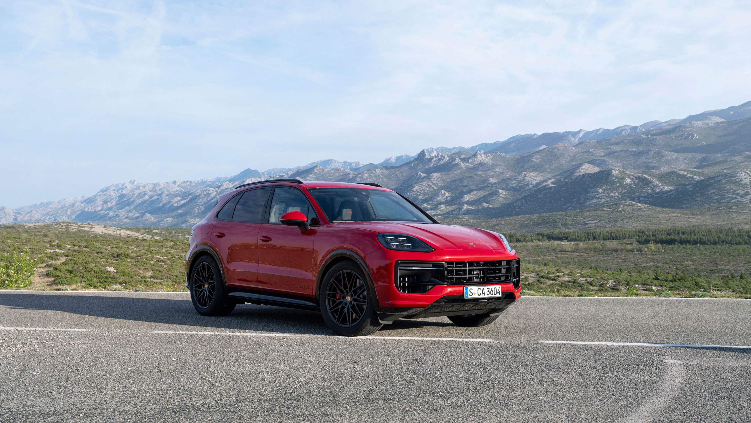 Porsche Drops Performance 2025 Cayenne Lease Deal For August - Autoblog