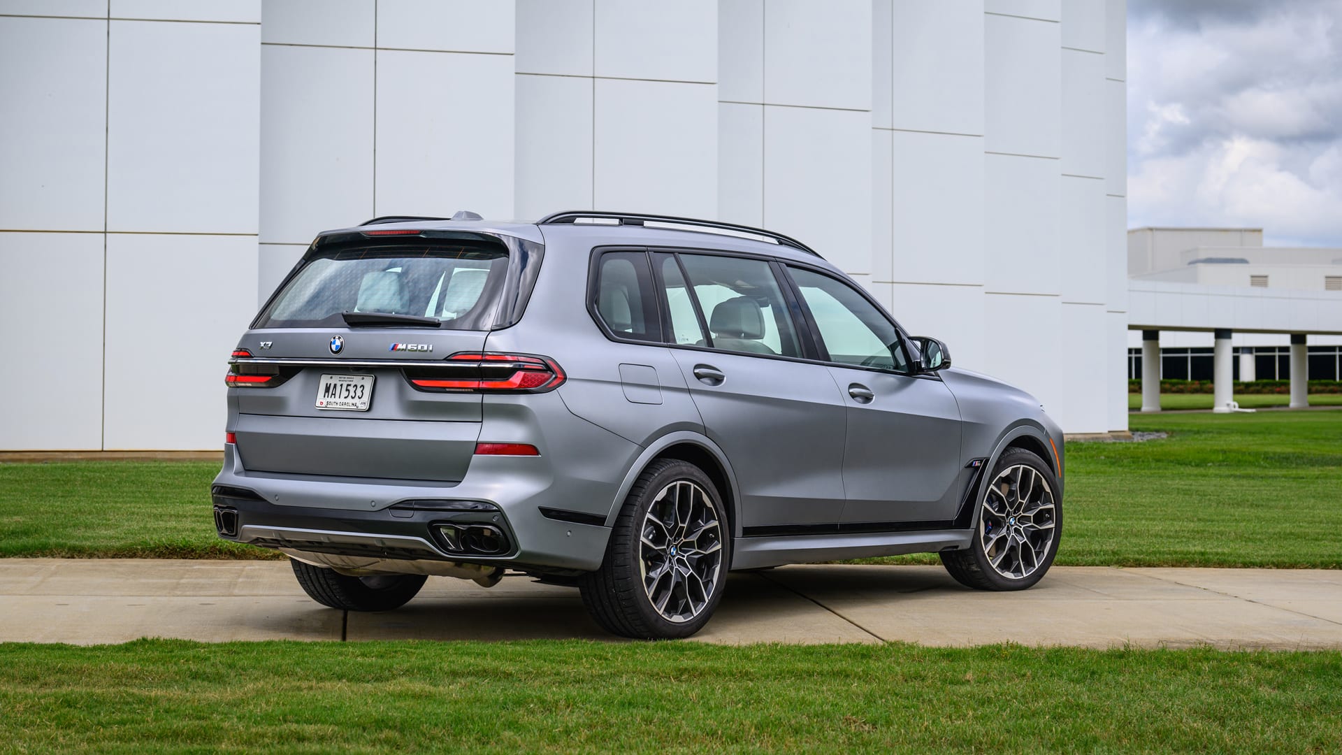 2023 BMW X7 First Drive Review: Long live 'The Sovereign' - Autoblog