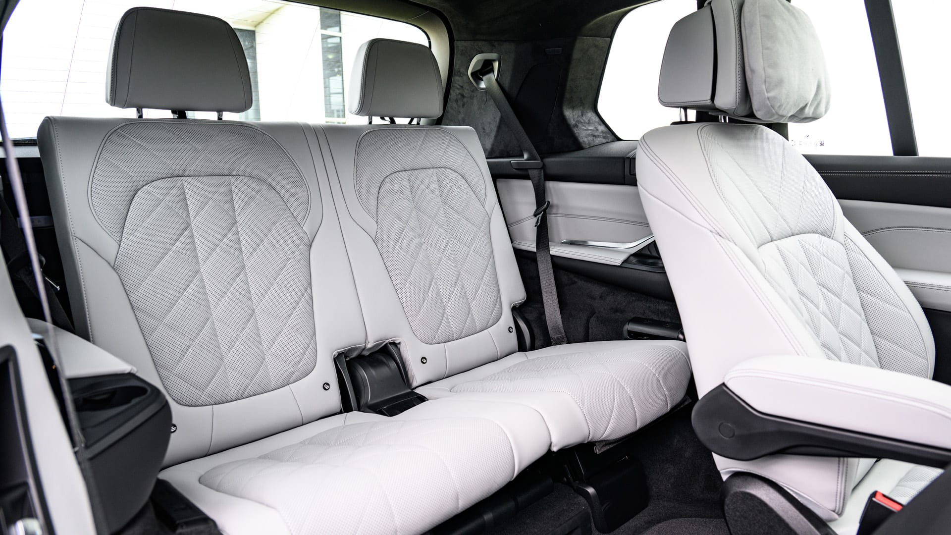 2023 BMW X7 First Drive Review: Long live 'The Sovereign' - Autoblog