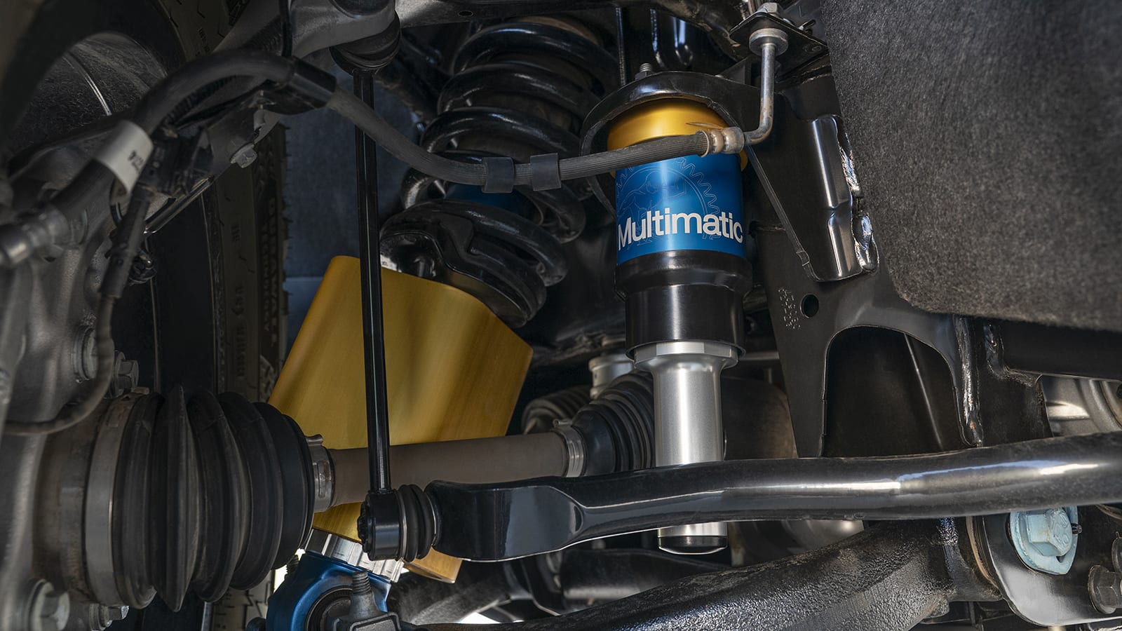 2024 Chevrolet Colorado Review: This midsize truck is a big winner ...