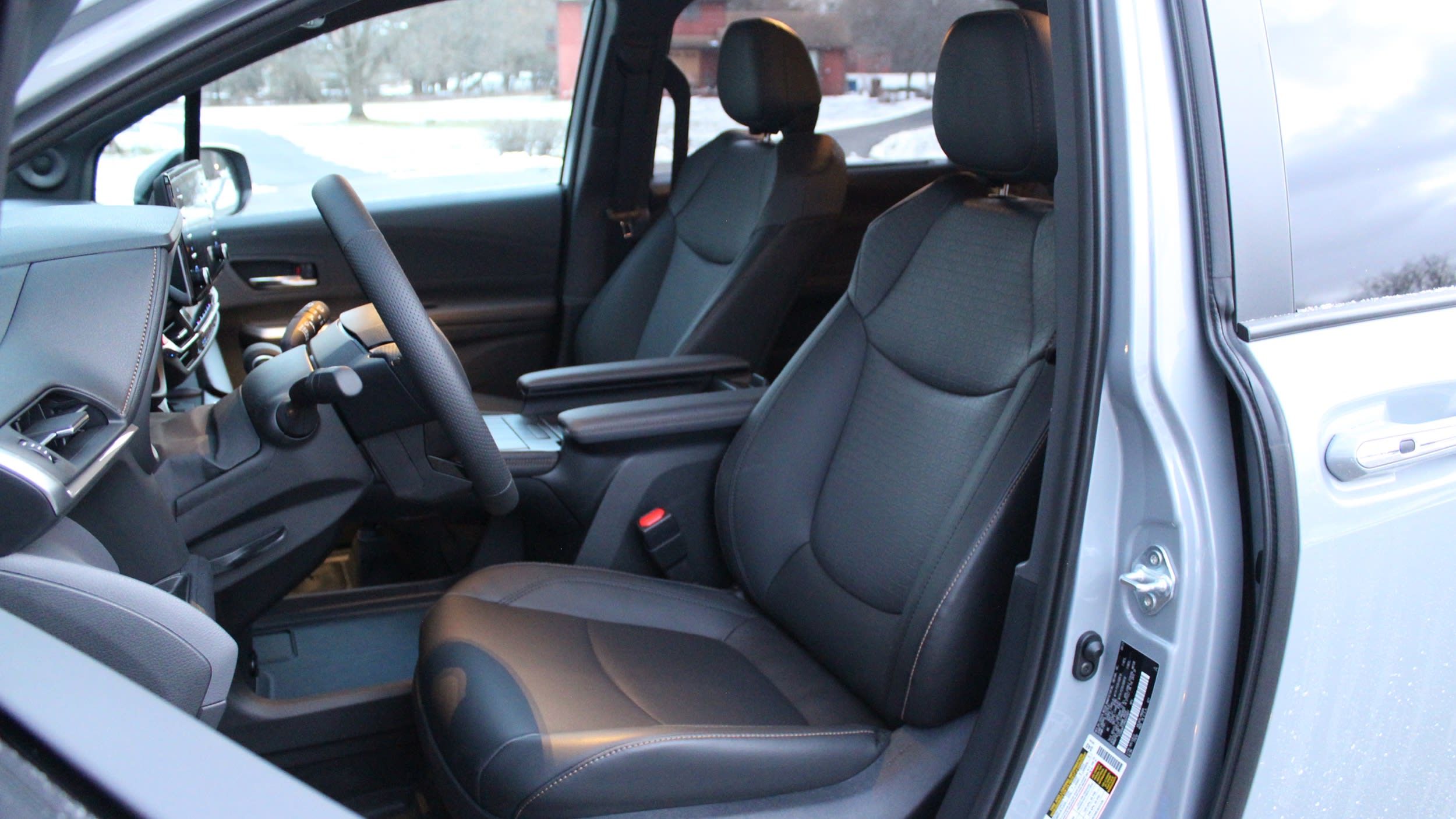 2024 Toyota Sienna Review: Still the high-mpg monster of minivans ...