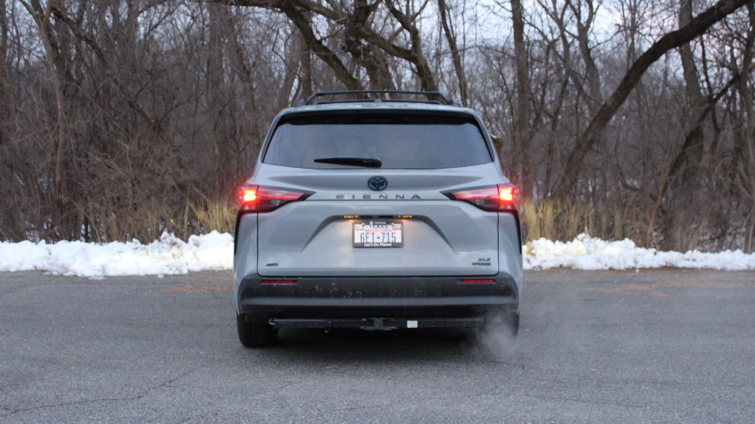 2024 Toyota Sienna Review: Still the high-mpg monster of minivans ...