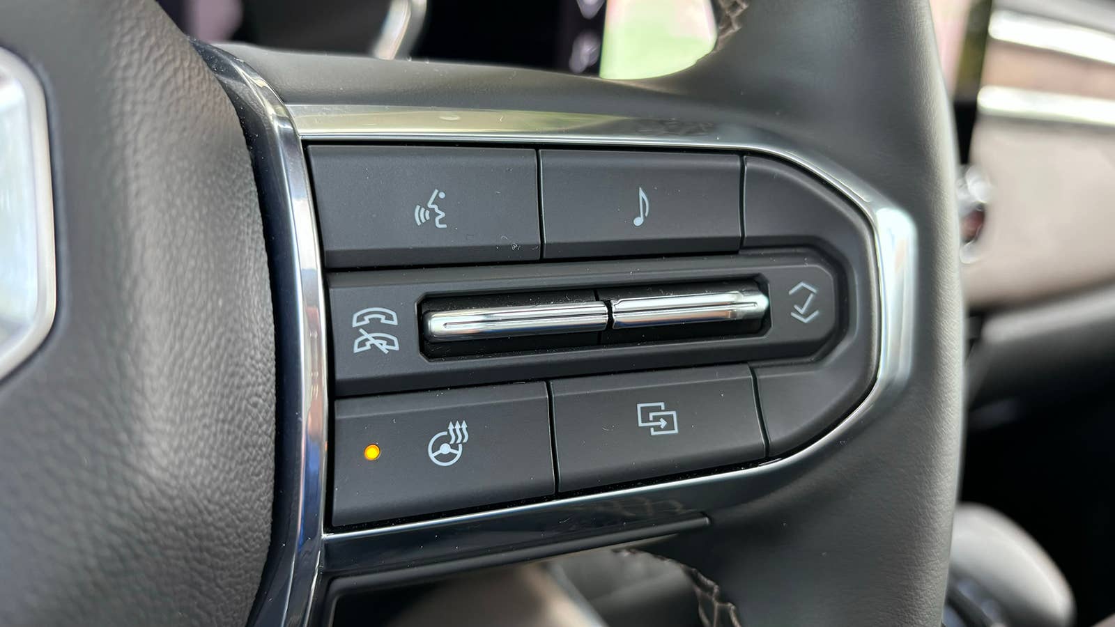 GMC Canyon Denali Interior Review: THE luxury midsize truck - Autoblog