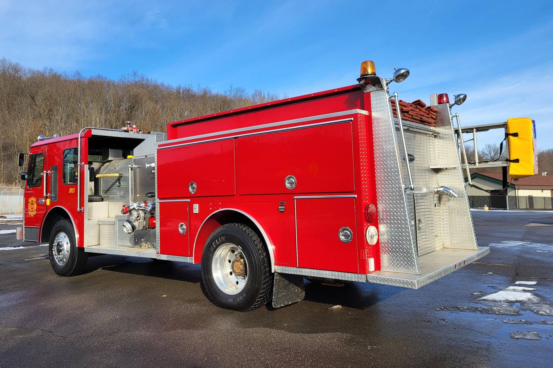Test your HOA's patience with this 1986 E-One Cyclone fire truck - Autoblog