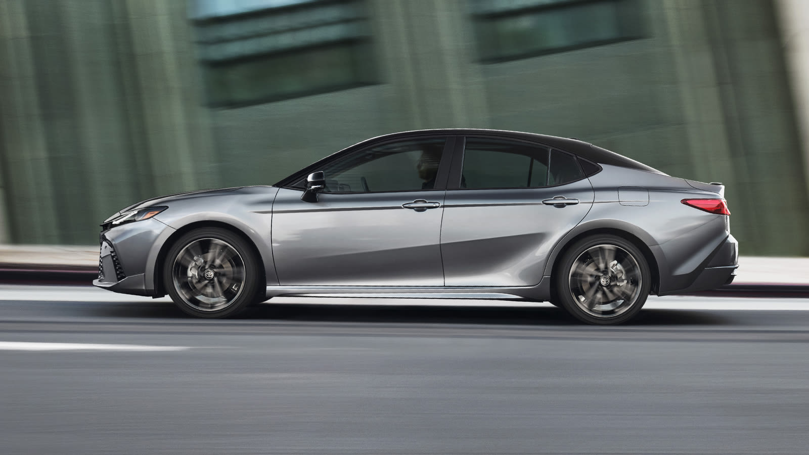 2025 Toyota Camry: The new generation challenges the midsize sedan ...