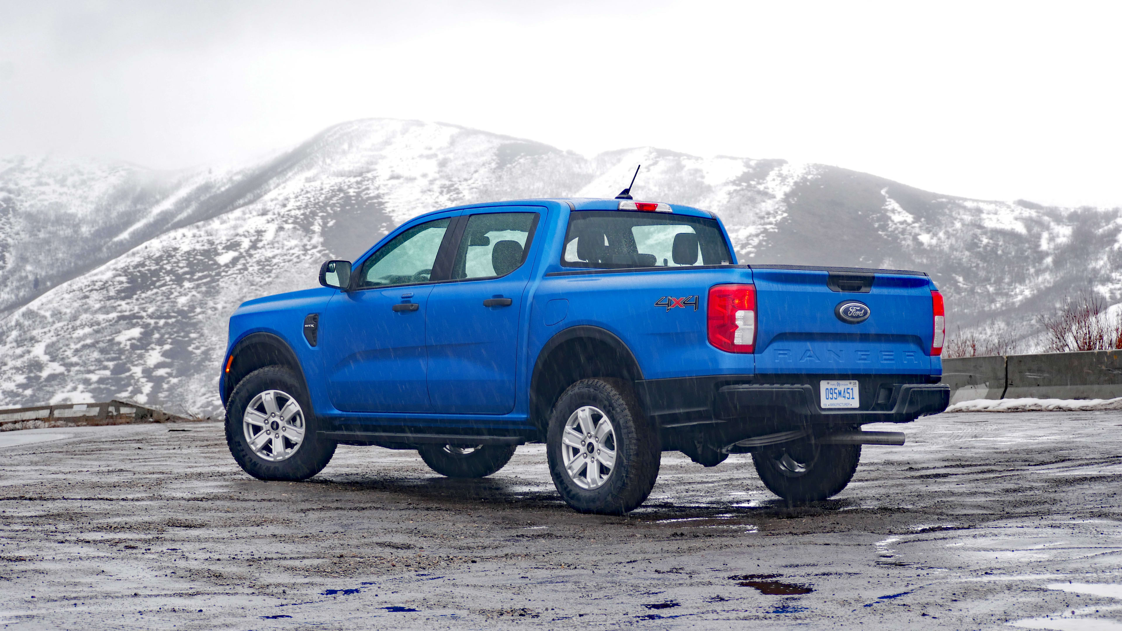 Ford Ranger vs Chevy Colorado: 2024 Comparison - Autoblog
