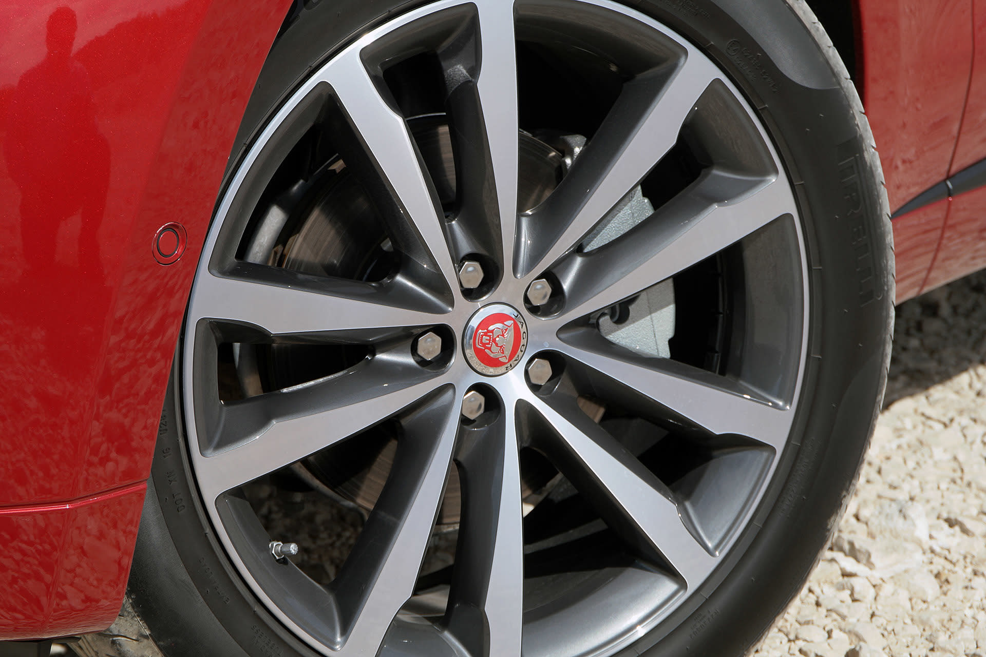 2024 Jaguar F-Pace Review: Fun, pretty and luxe, the big Jag's better ...