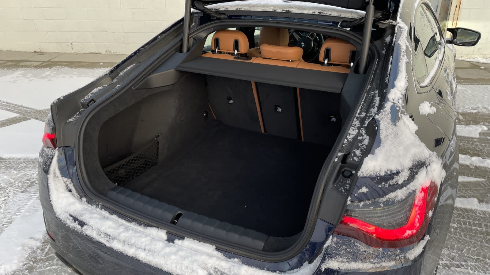 BMW i4 Luggage Test: How big is the trunk? - Autoblog