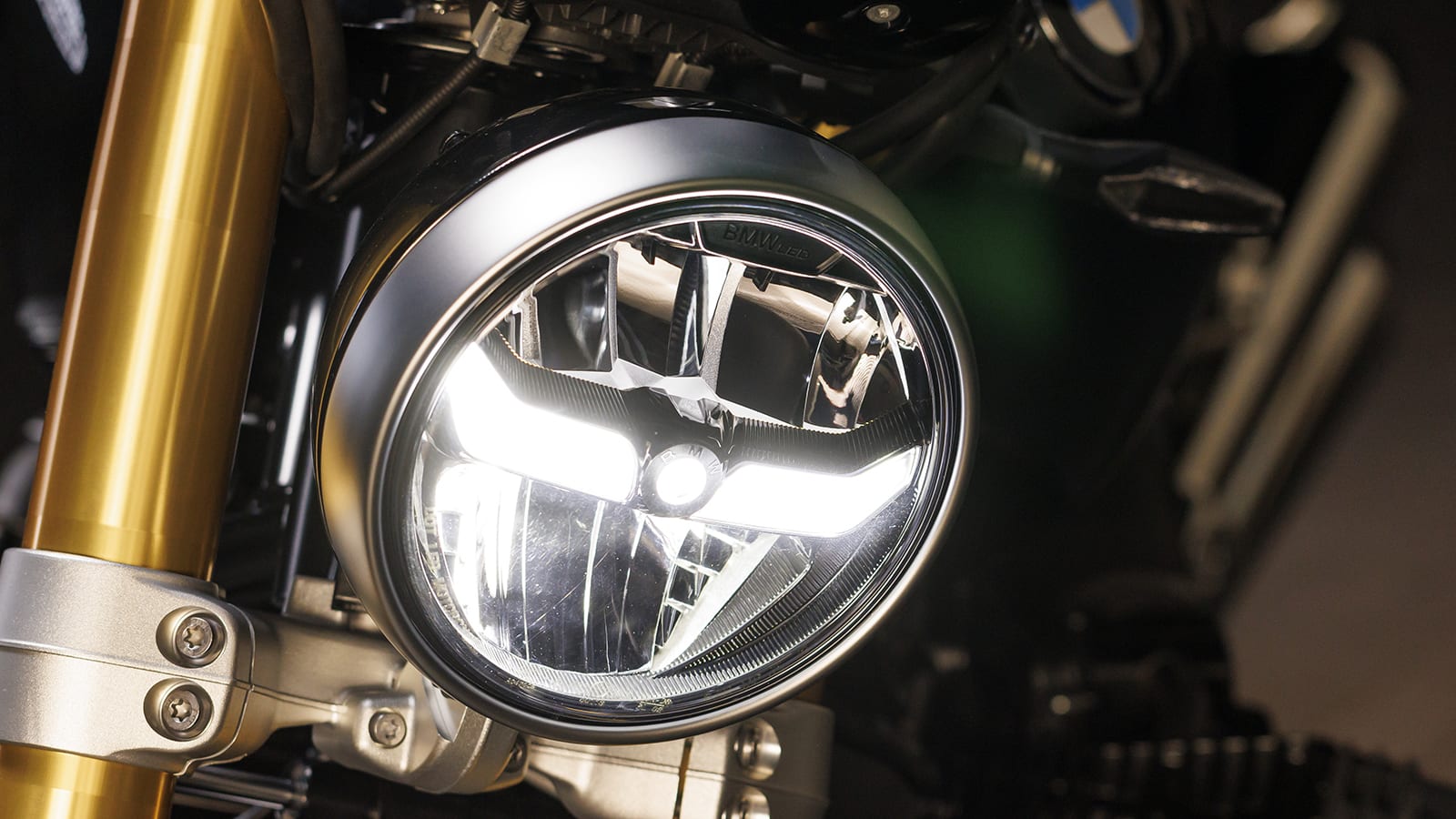 BMW R 12 NineT adds number with new generation